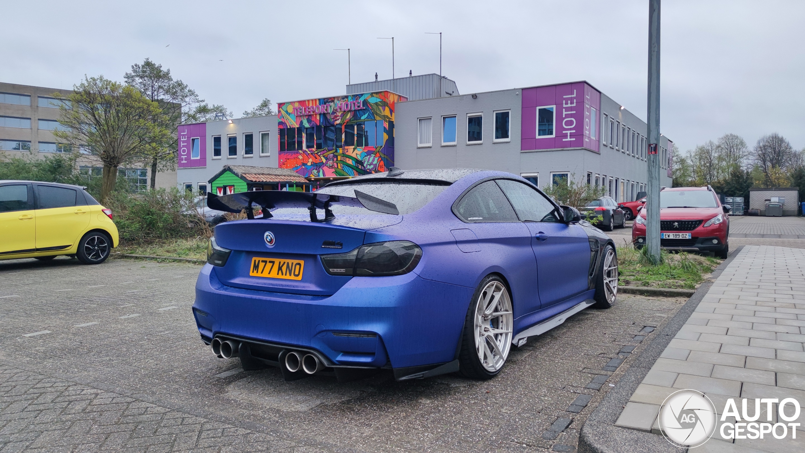 BMW M4 F82 Coupé Air Lift Performance - 11 April 2024 - Autogespot