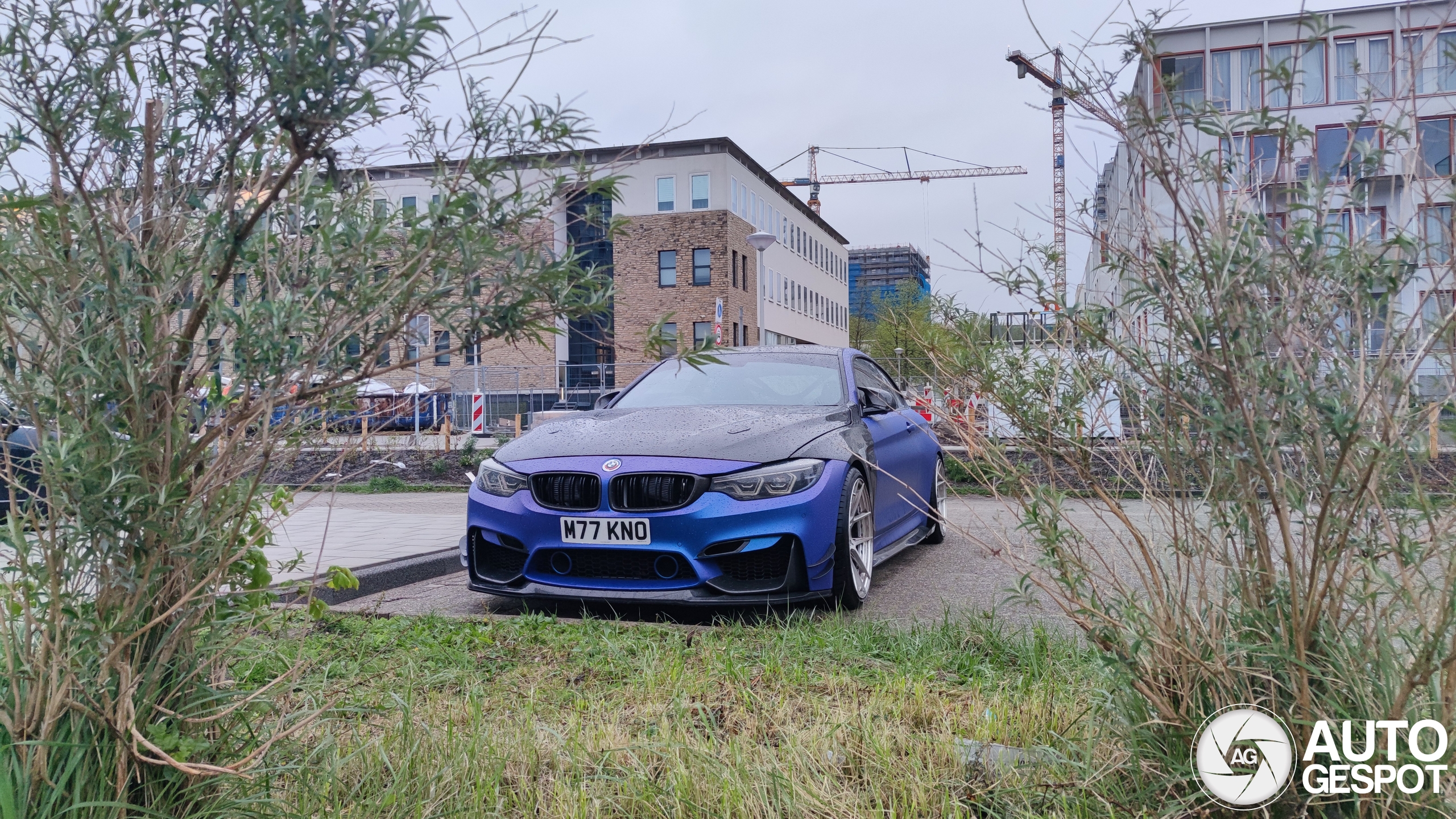 BMW M4 F82 Coupé Air Lift Performance - 11 April 2024 - Autogespot