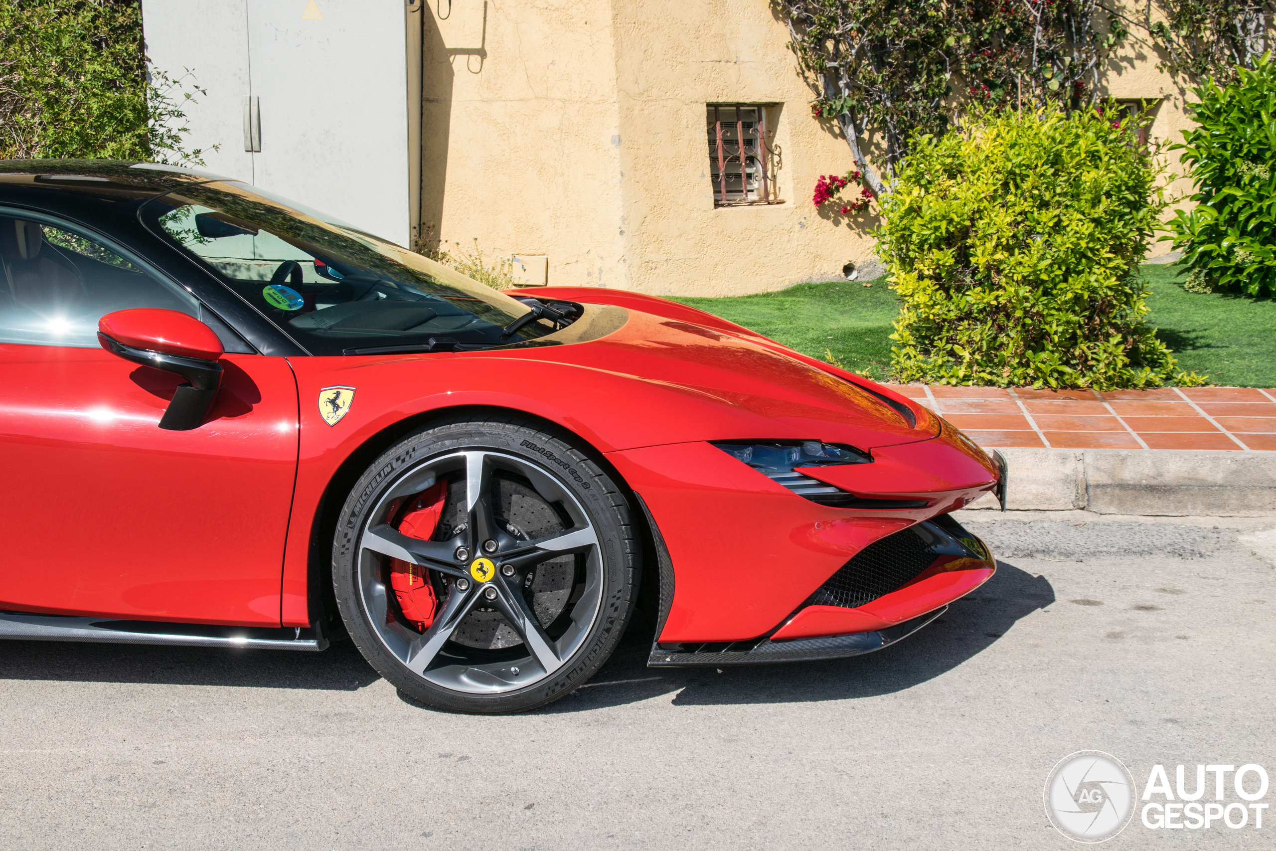 Ferrari SF90 Stradale - 17 April 2024 - Autogespot