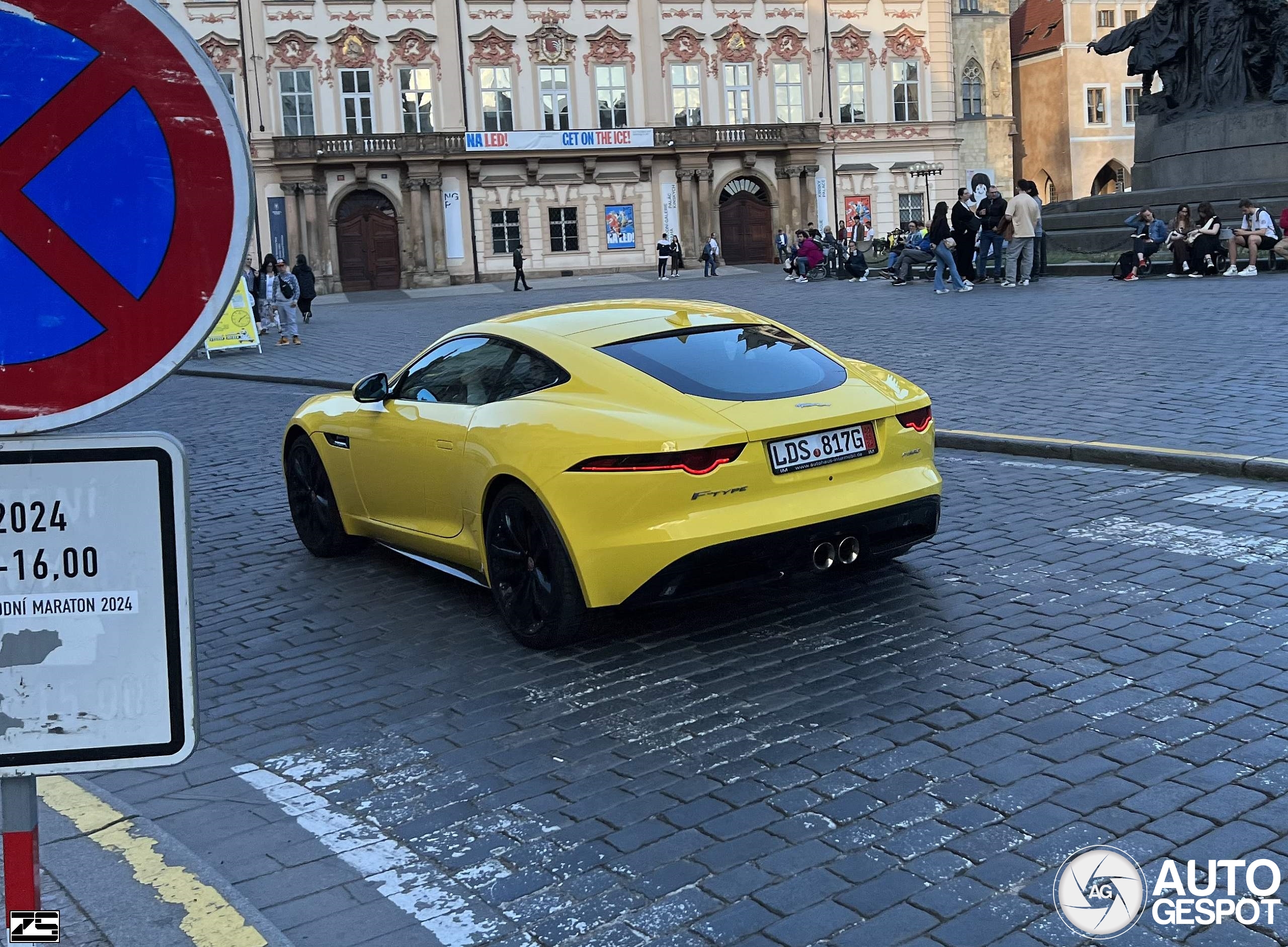 Jaguar F-TYPE P380 Coupé - 02 May 2024 - Autogespot