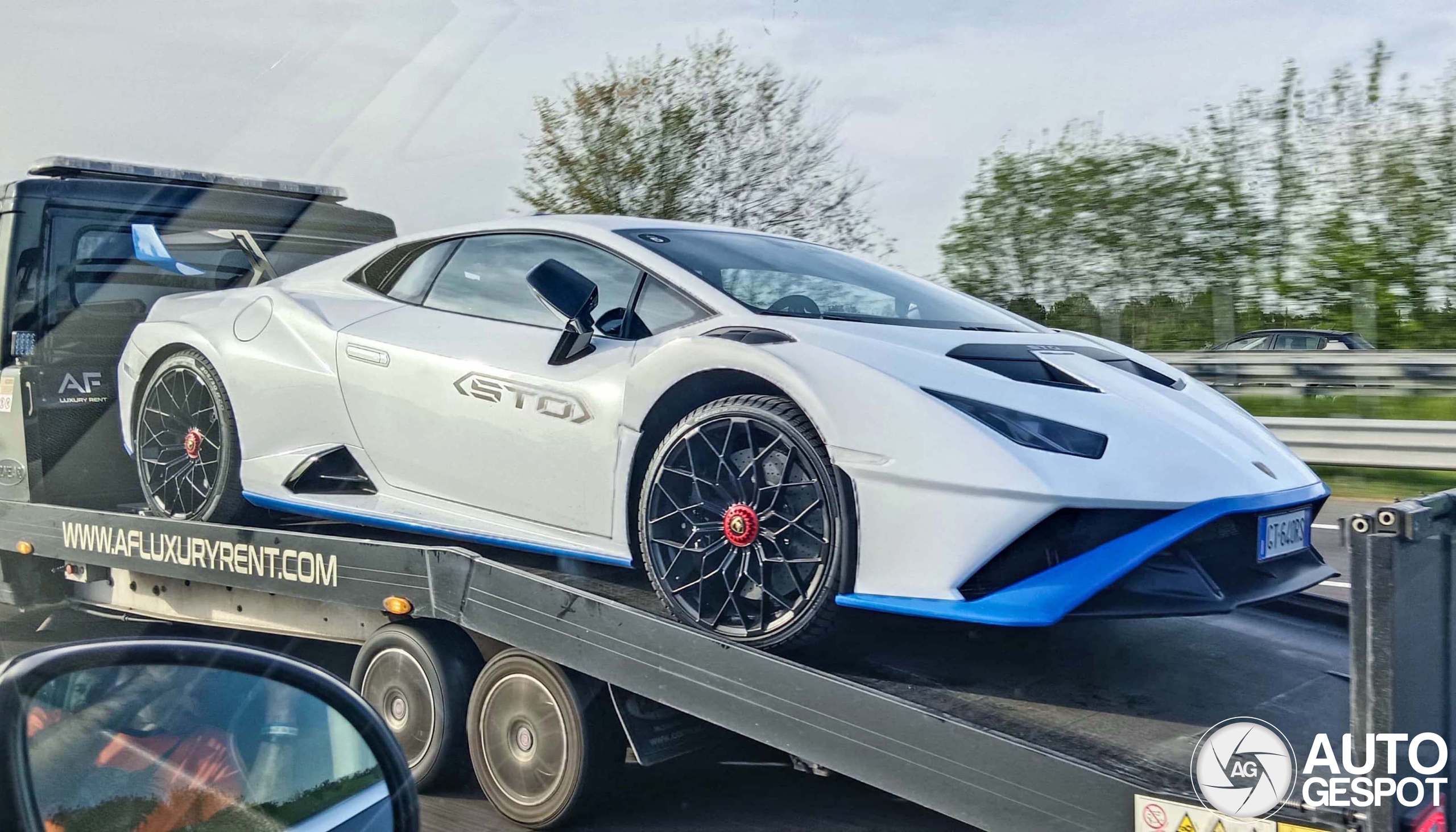 Lamborghini Huracán LP640-2 STO - 05 May 2024 - Autogespot
