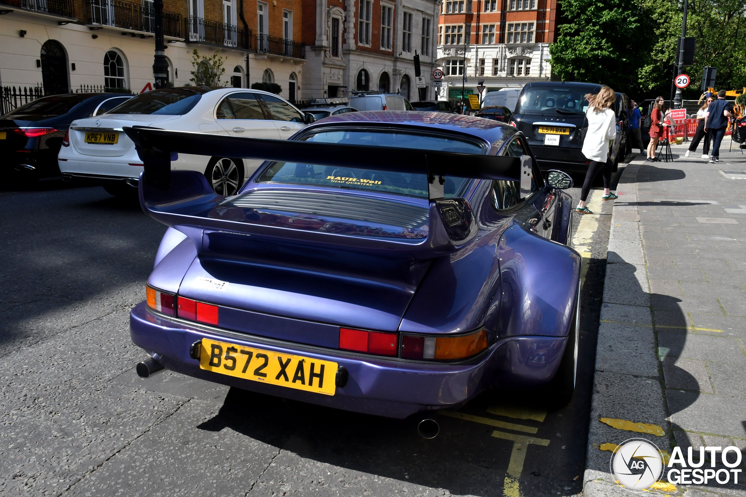 Porsche 930 Turbo Rauh-Welt Begriff - 08 May 2024 - Autogespot