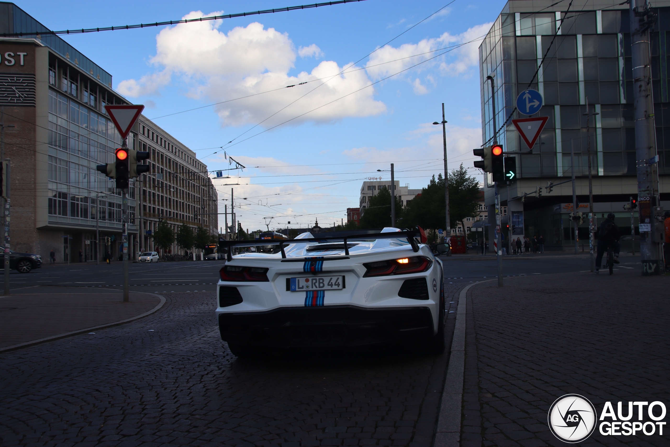 Chevrolet Corvette C8 Stingray Convertible Larte Design - 16 May 2024 ...