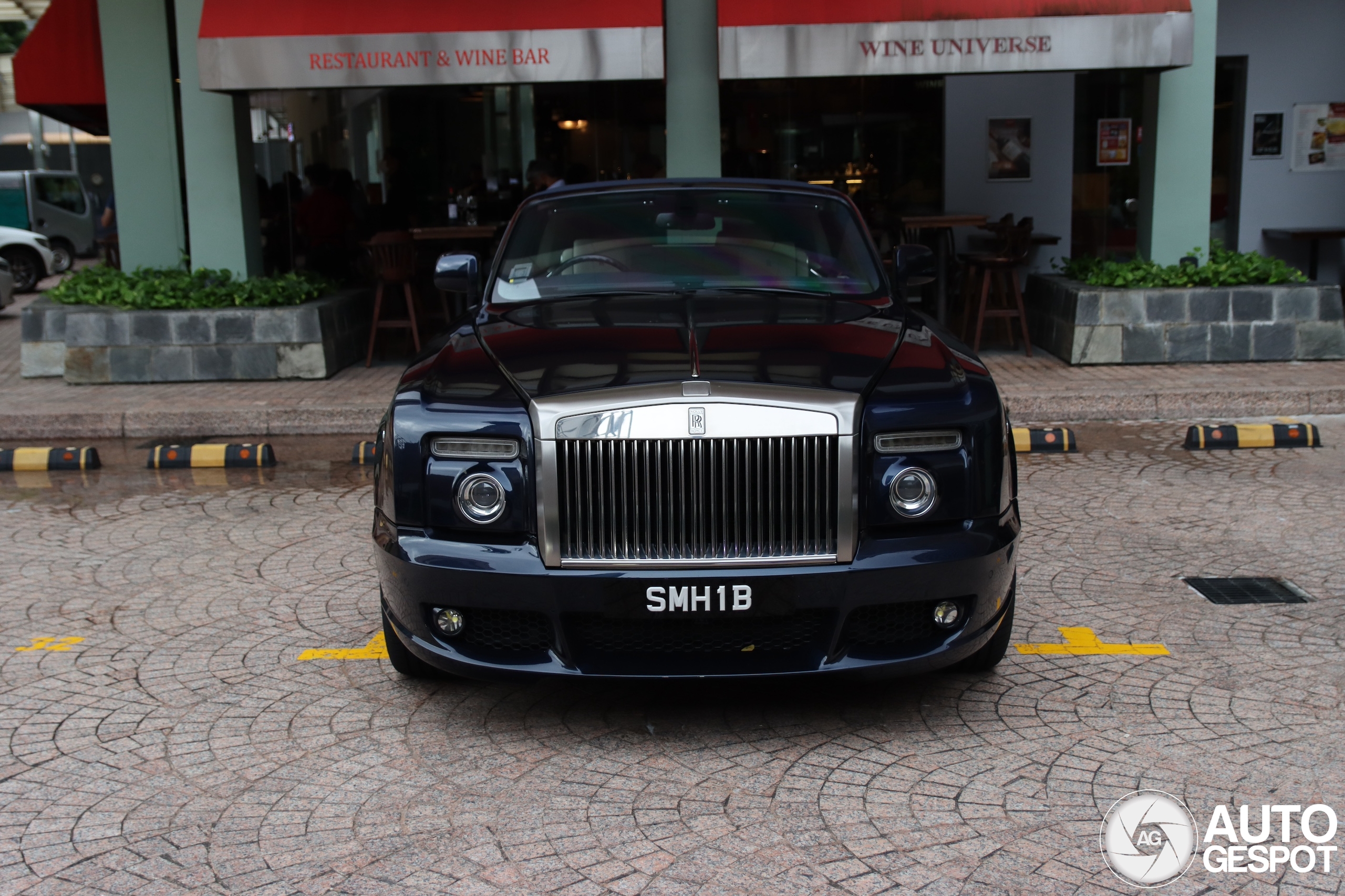 Rolls-Royce Phantom Drophead Coupé Mansory Bel Air - 23 May 2024 ...