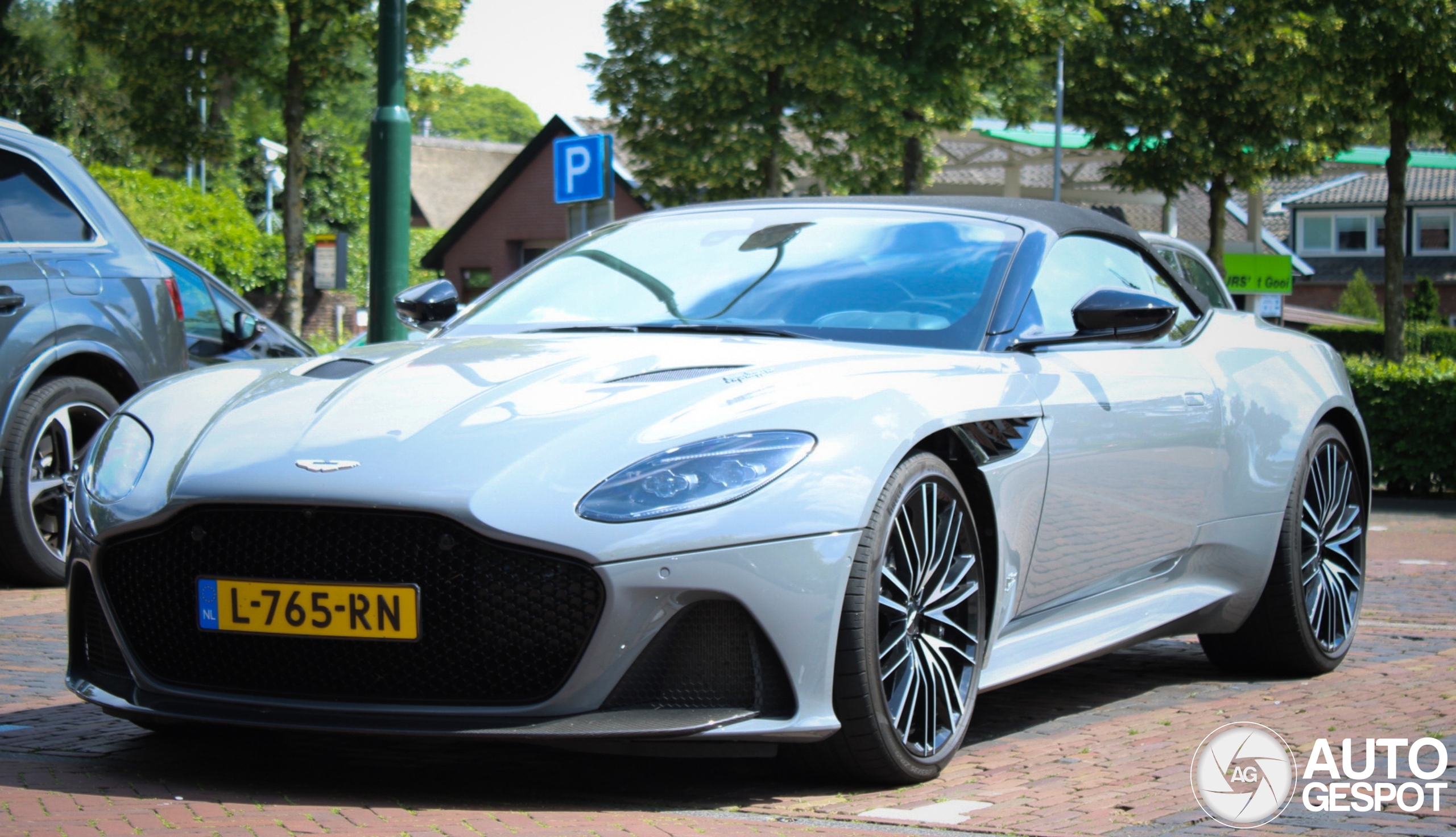 Aston Martin DBS Superleggera Volante - 02 June 2024 - Autogespot
