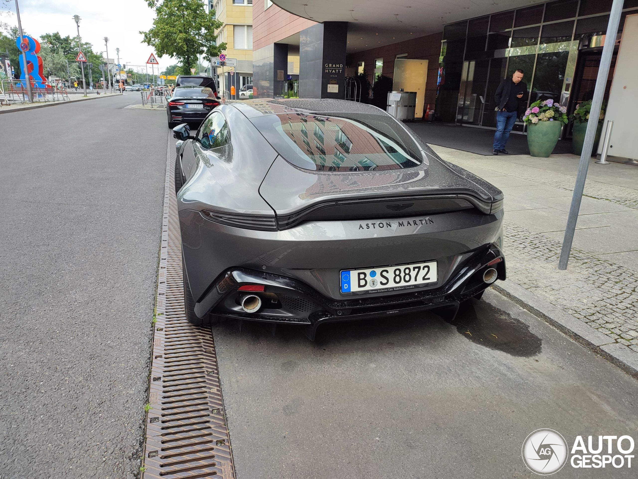 Aston Martin V8 Vantage 2018 - 01 July 2024 - Autogespot