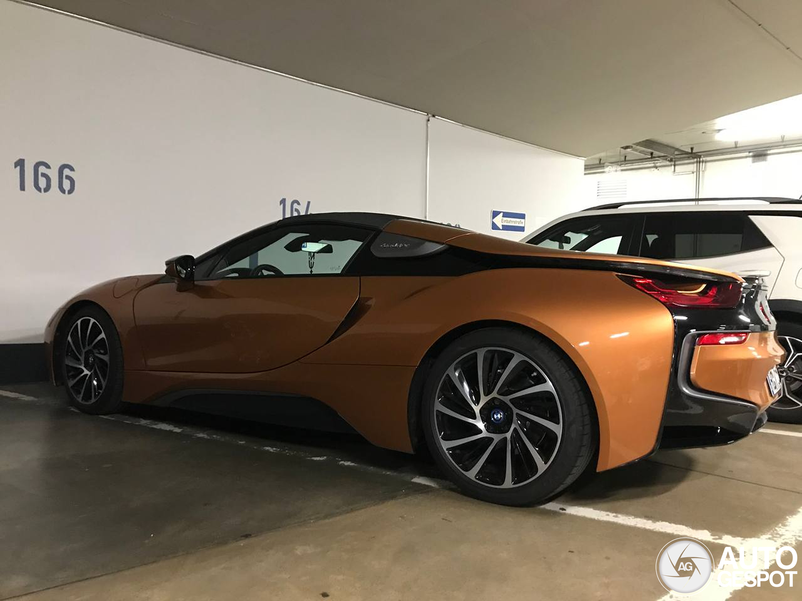 BMW i8 Roadster First Edition - 13 July 2024 - Autogespot