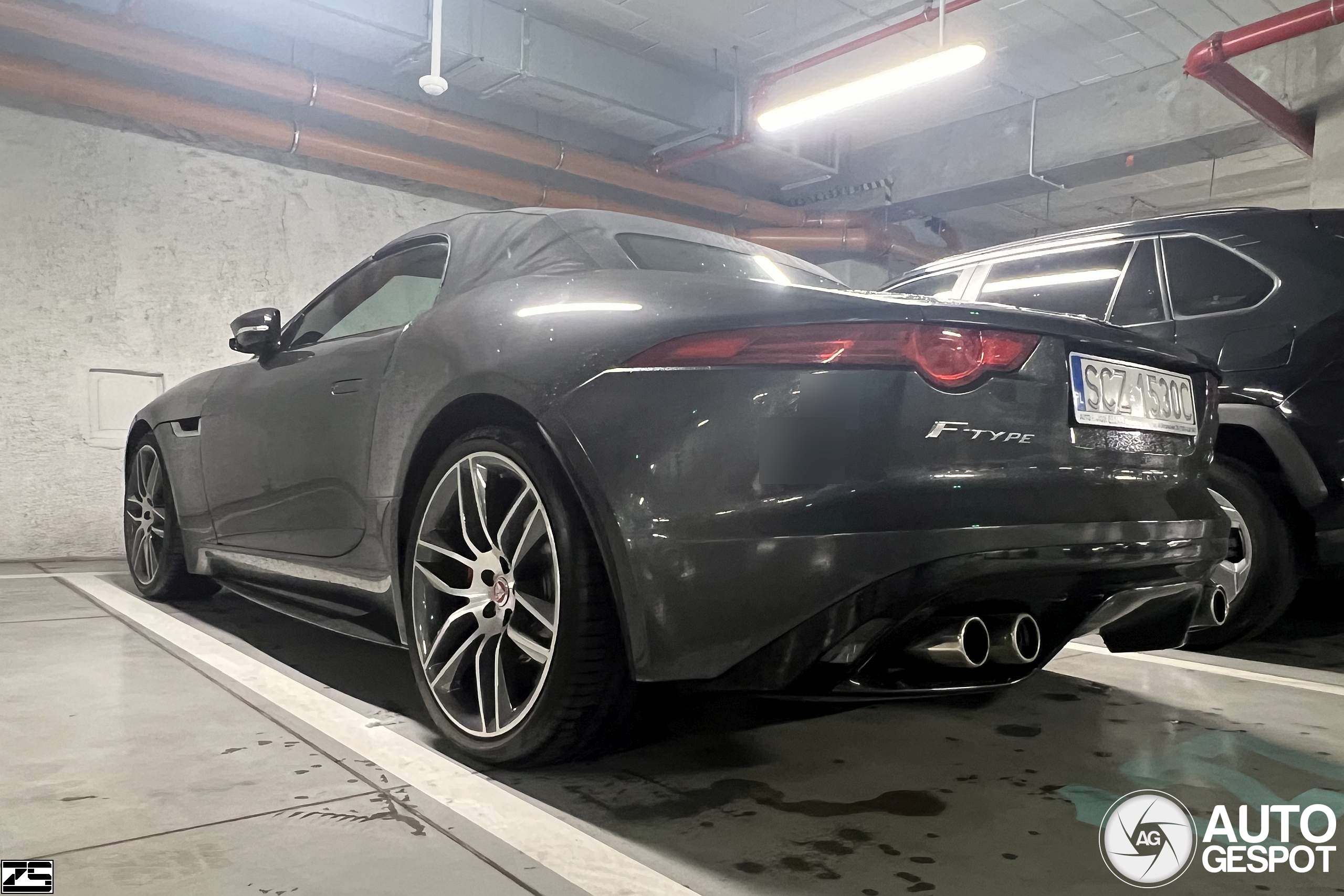 Jaguar F-TYPE R AWD Convertible - 16 July 2024 - Autogespot