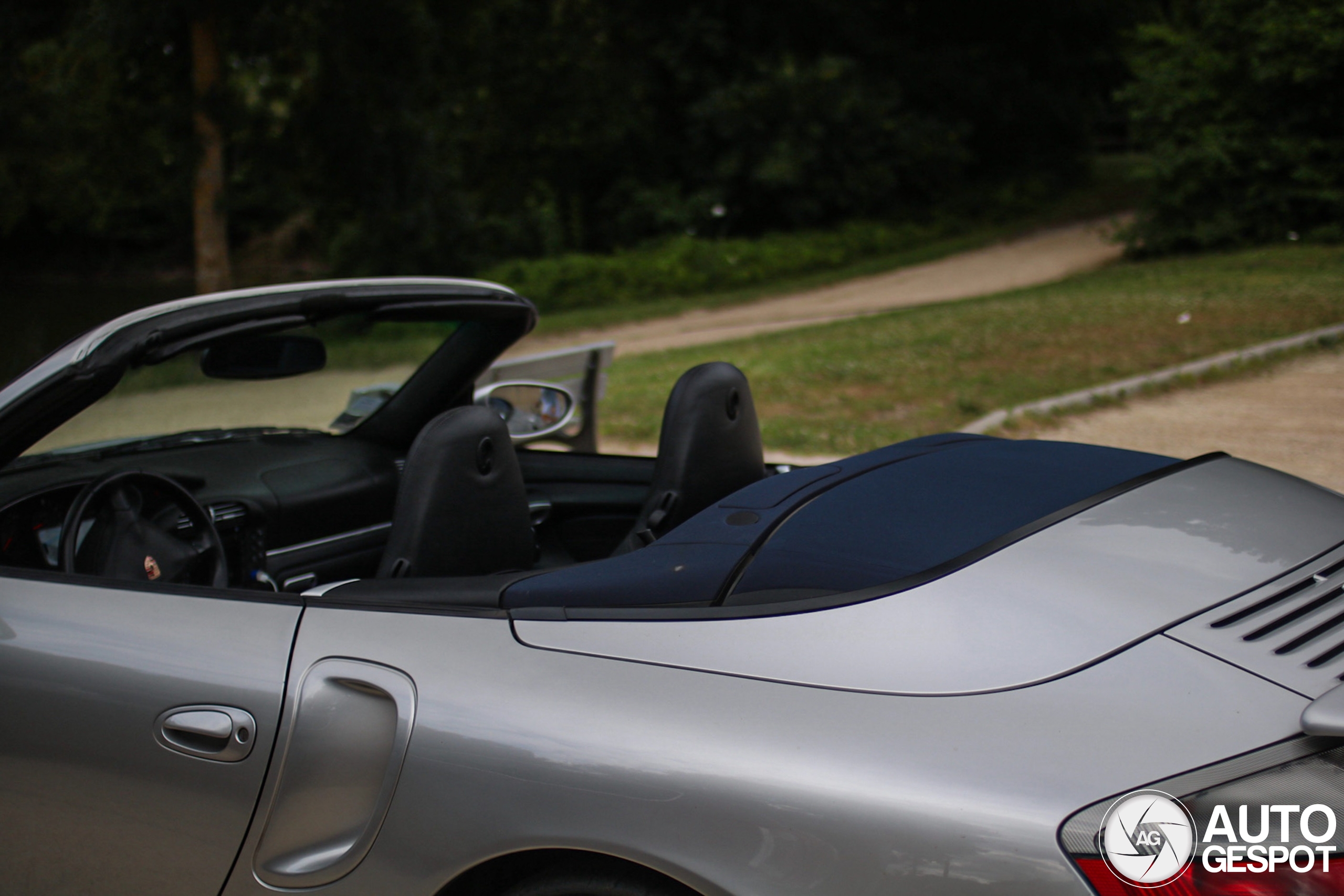 Porsche 996 Turbo Cabriolet - 22 July 2024 - Autogespot