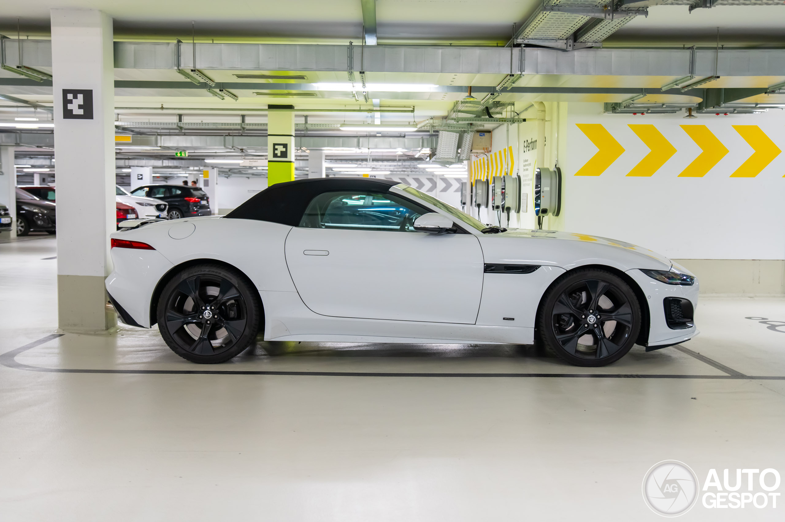 Jaguar F-TYPE P450 Convertible 2020 - 25 August 2024 - Autogespot