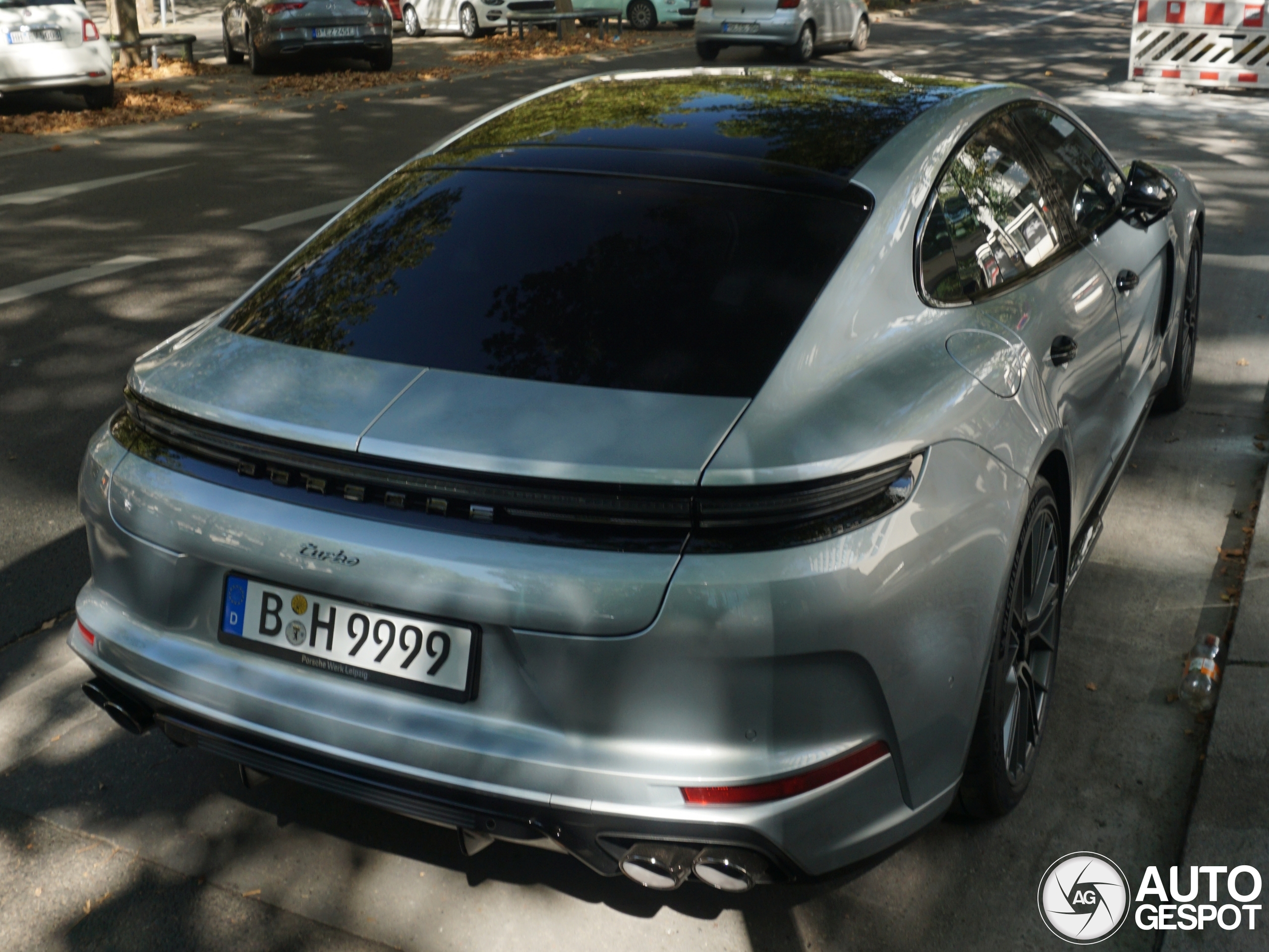 Porsche 972 Panamera Turbo E-Hybrid - 26 August 2024 - Autogespot