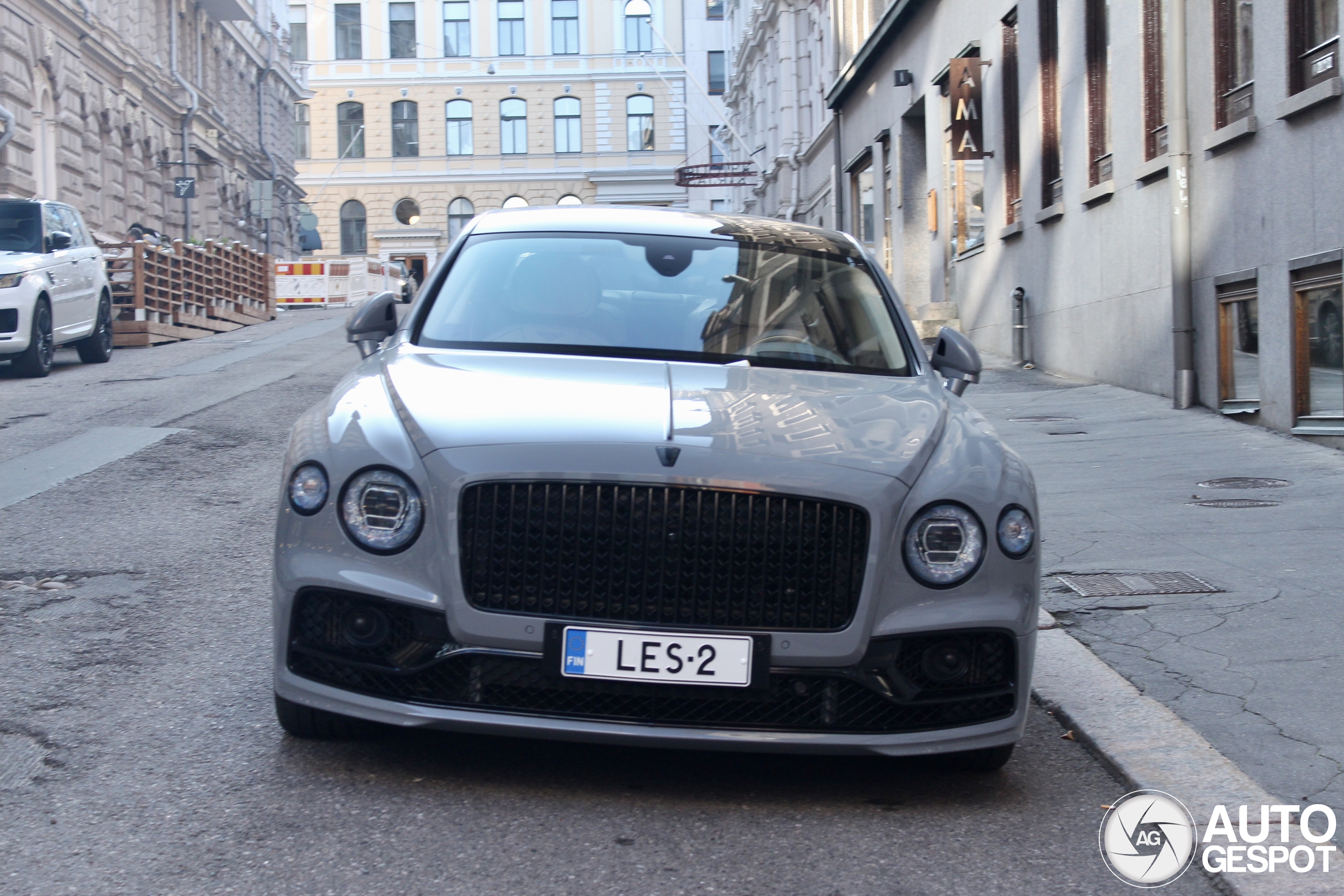 Bentley Flying Spur Hybrid - 07 September 2024 - Autogespot