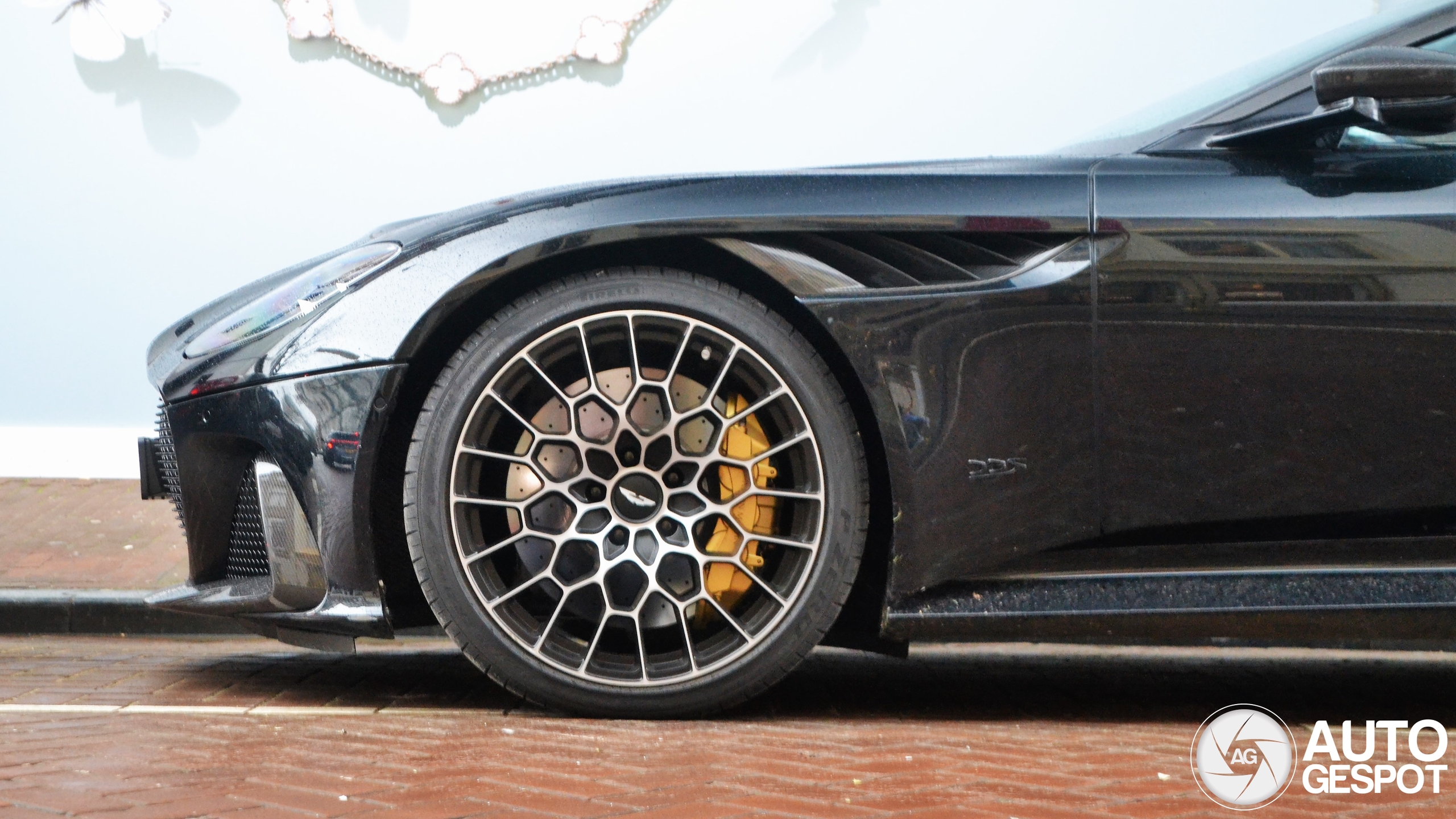 Aston Martin DBS 770 Ultimate Volante - 23 September 2024 - Autogespot