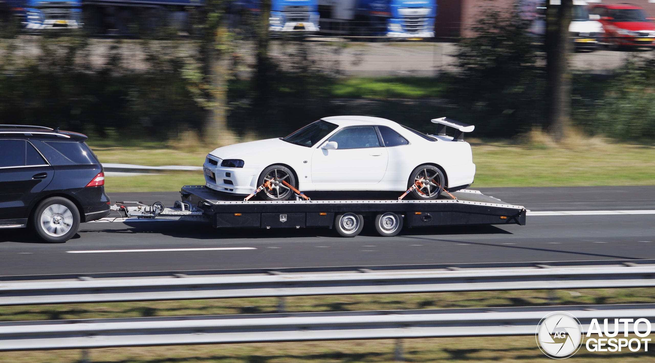 Nissan Skyline R34 GT-R V-Spec - 14 October 2024 - Autogespot