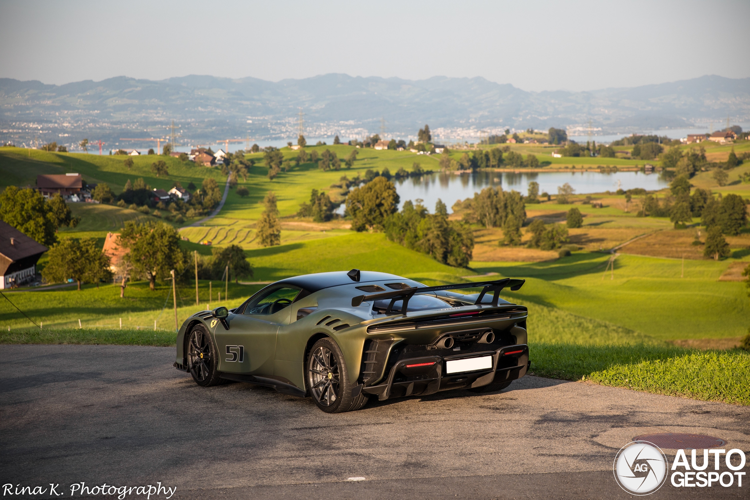 Power meets nature: Ferrari SF90 XX Stradale in Verde Masoni Opaco
