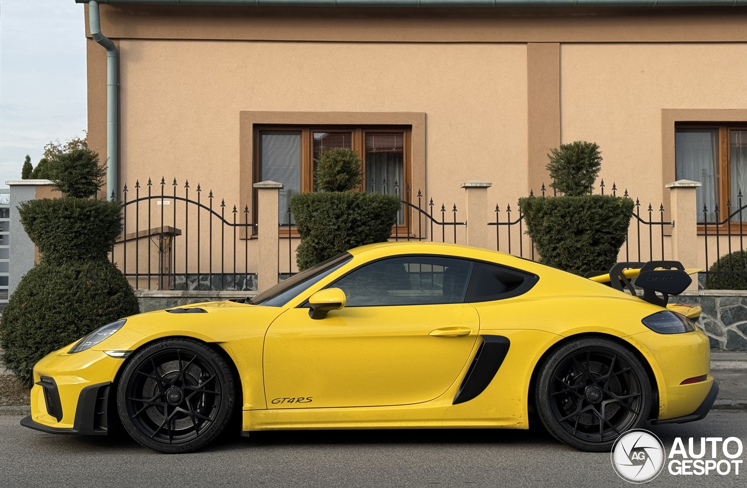 Porsche 718 Cayman GT4 RS - 23 October 2024 - Autogespot