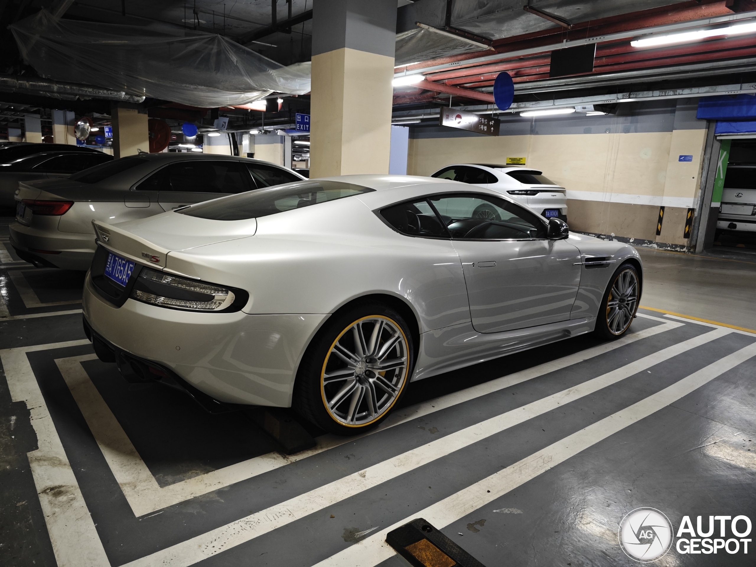 Aston Martin DBS - 30 October 2024 - Autogespot