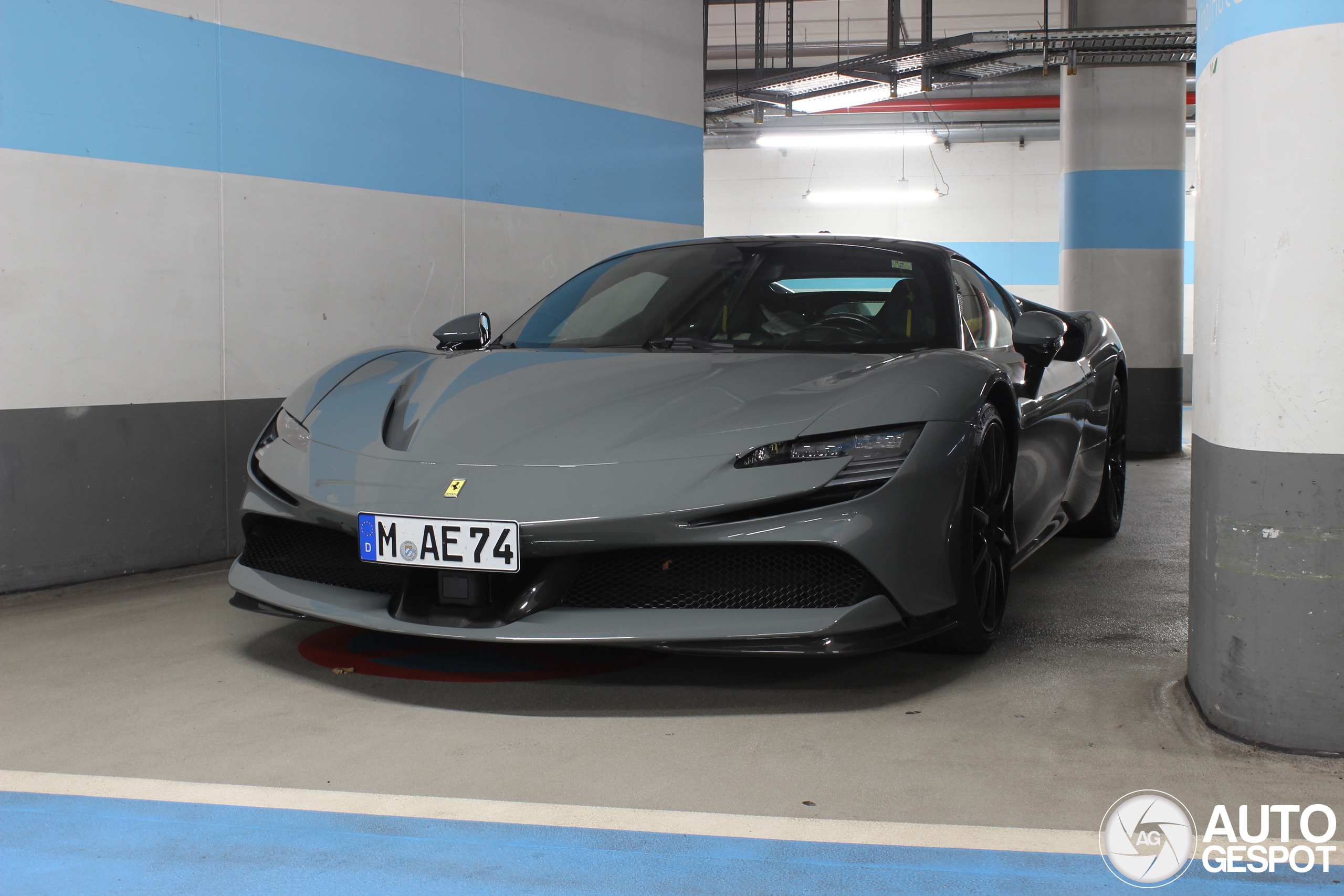 Ferrari SF90 Stradale - 30 October 2024 - Autogespot