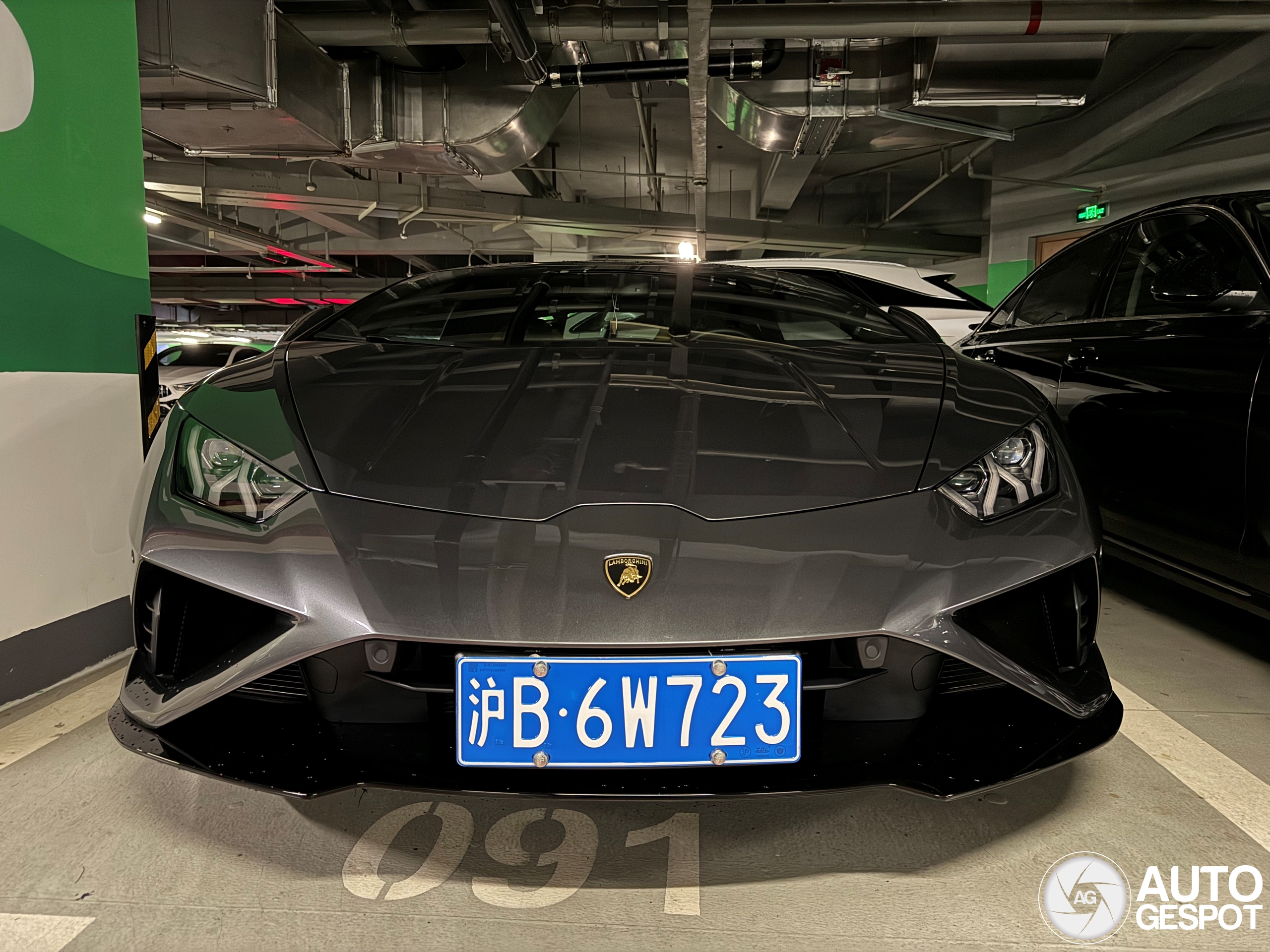 Lamborghini Huracán LP610-2 EVO RWD - 22 November 2024 - Autogespot