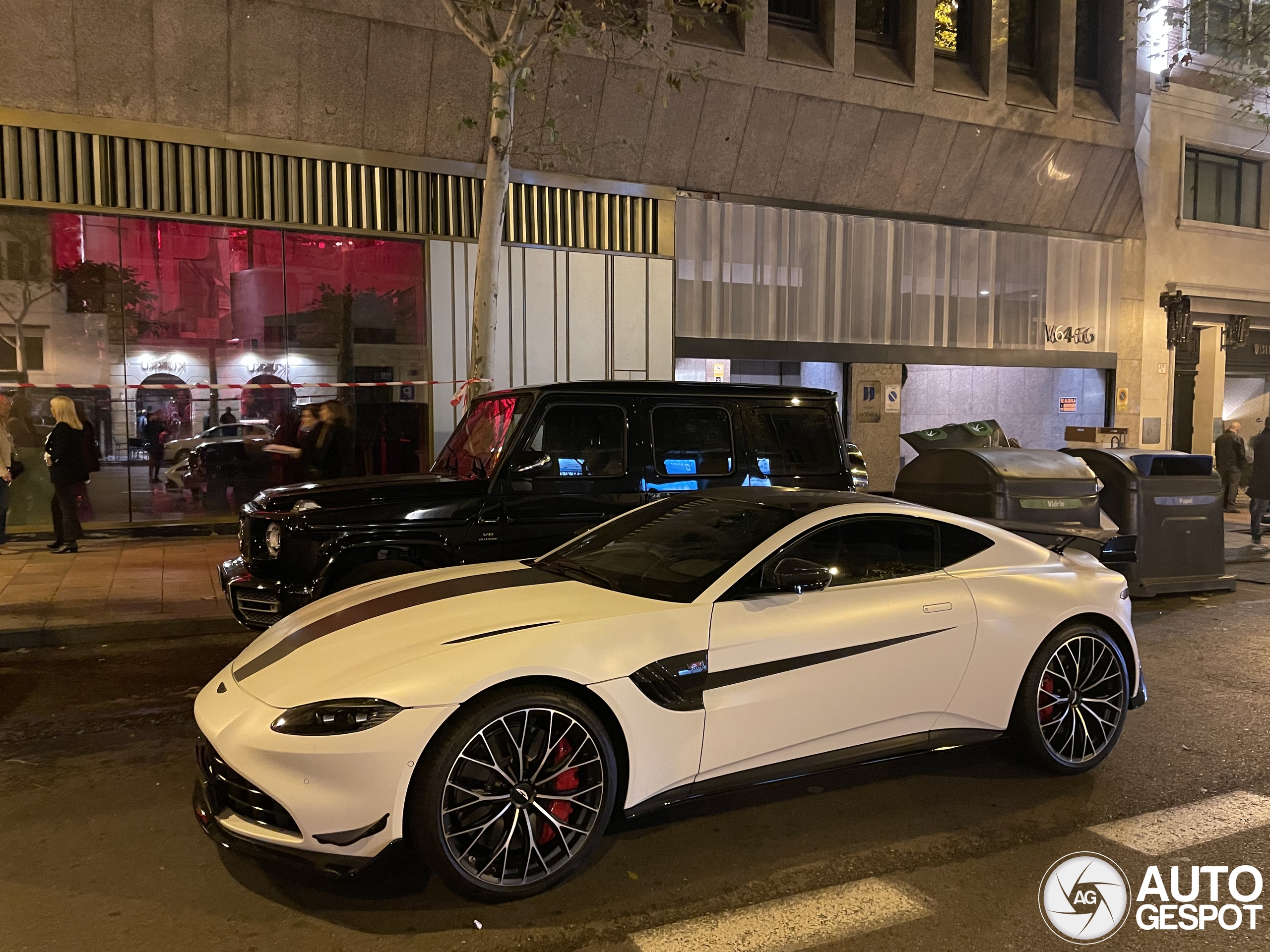 Aston Martin V8 Vantage Formula 1 Edition - 23 November 2024 - Autogespot