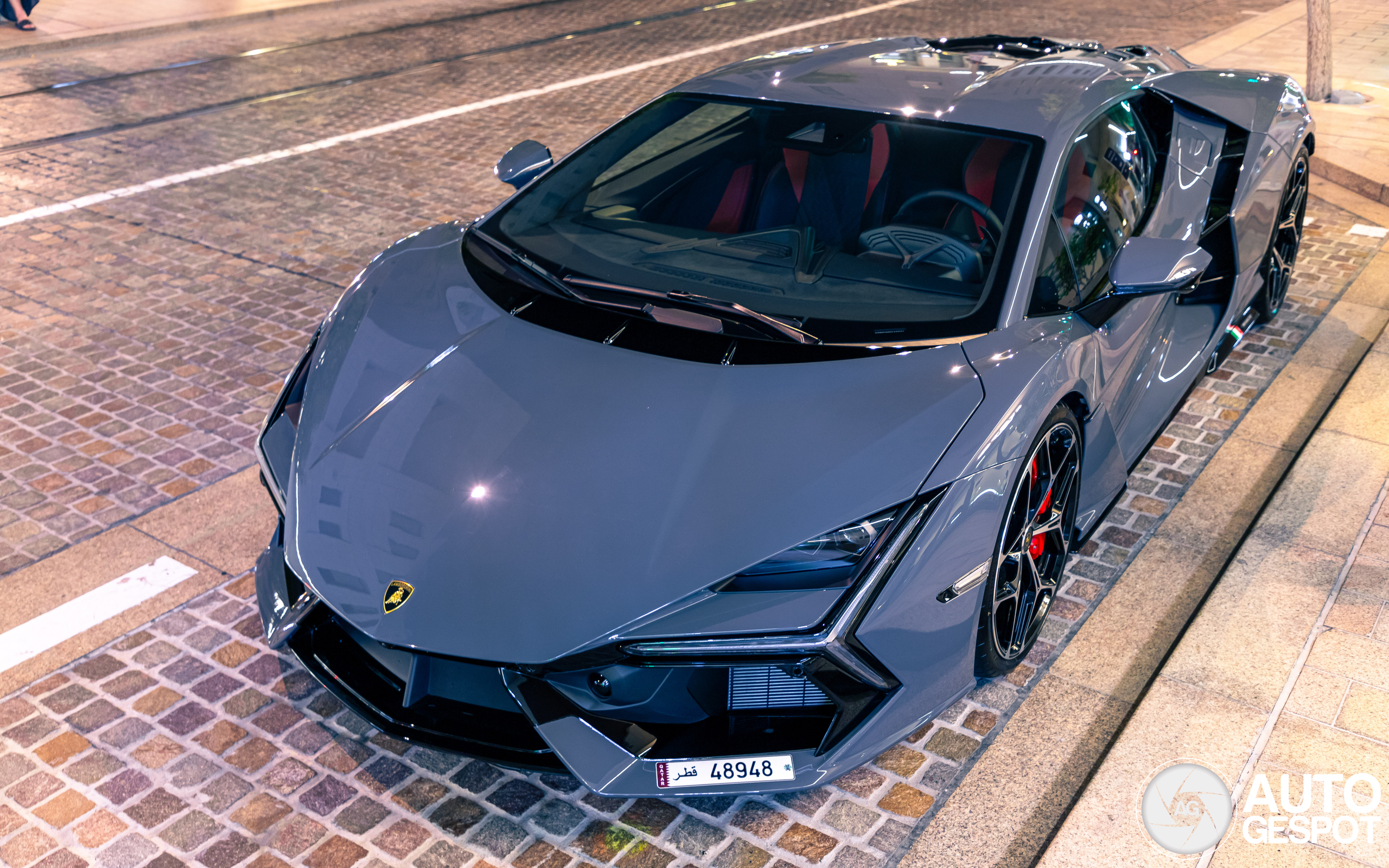 Lamborghini Revuelto - 25 November 2024 - Autogespot