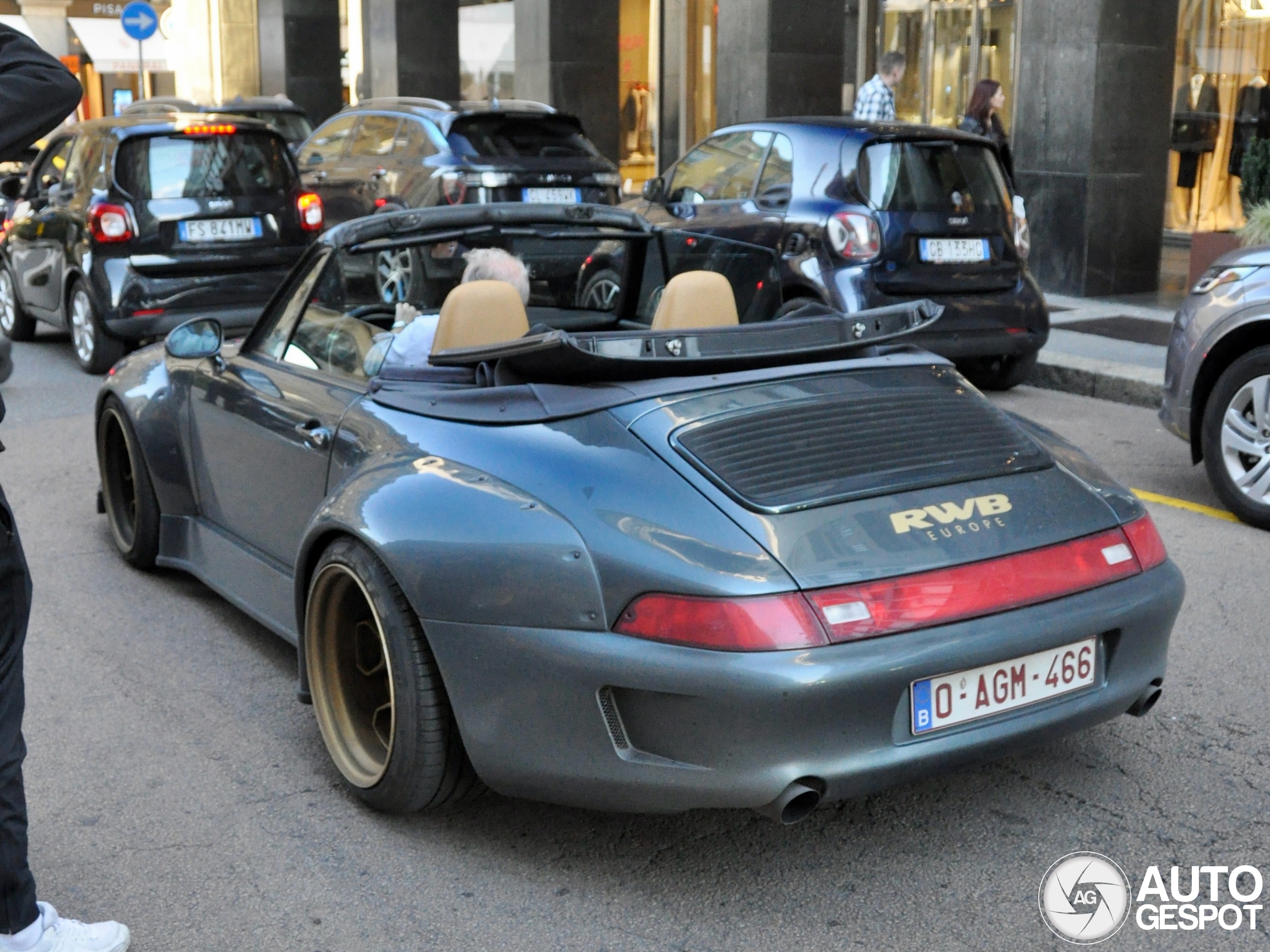 Porsche 993 Cabriolet Rauh-Welt Begriff - 25 November 2024 - Autogespot
