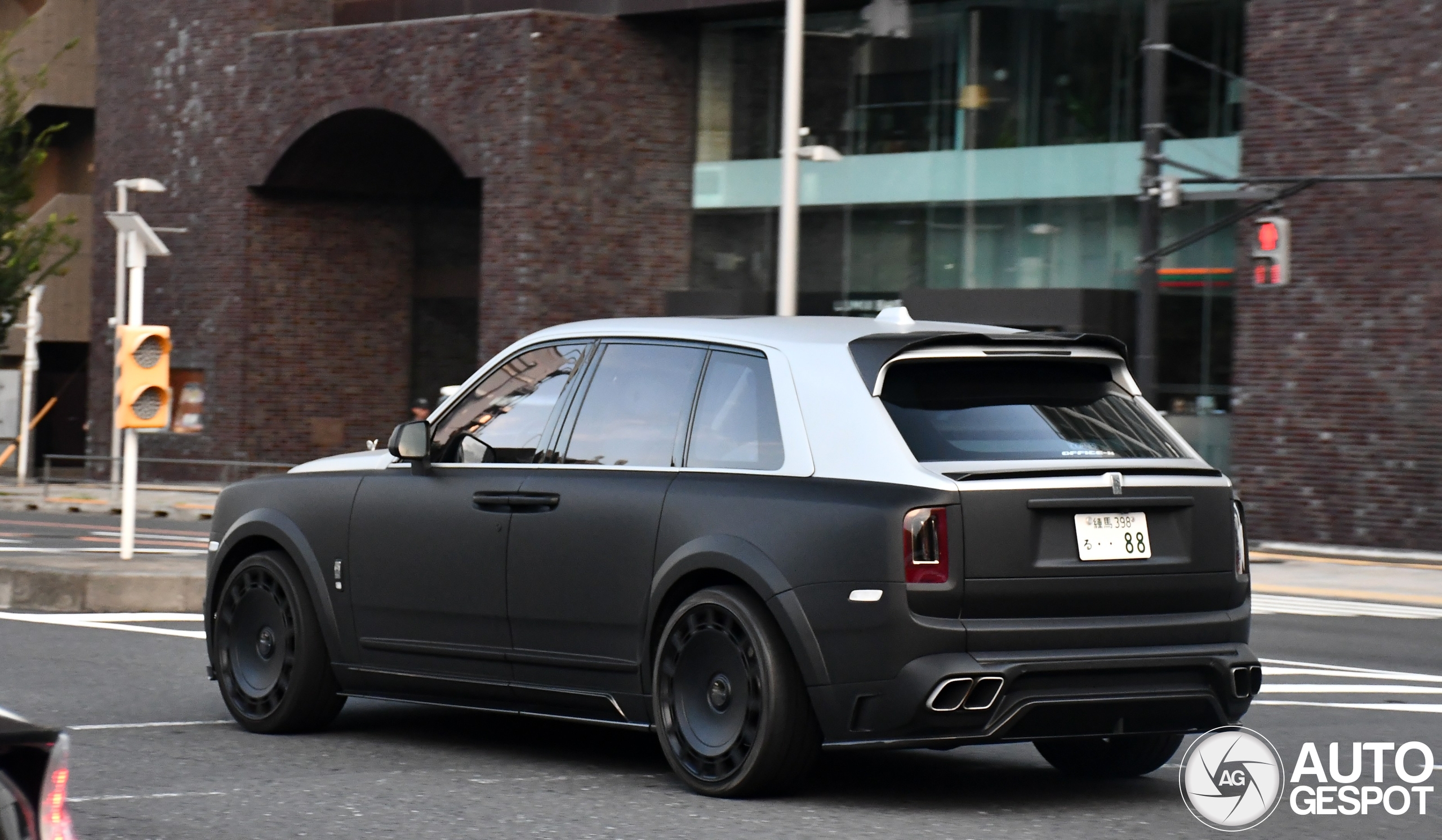 Rolls-Royce Cullinan Mansory Wide Body Billionaire - 01 December 2024 ...