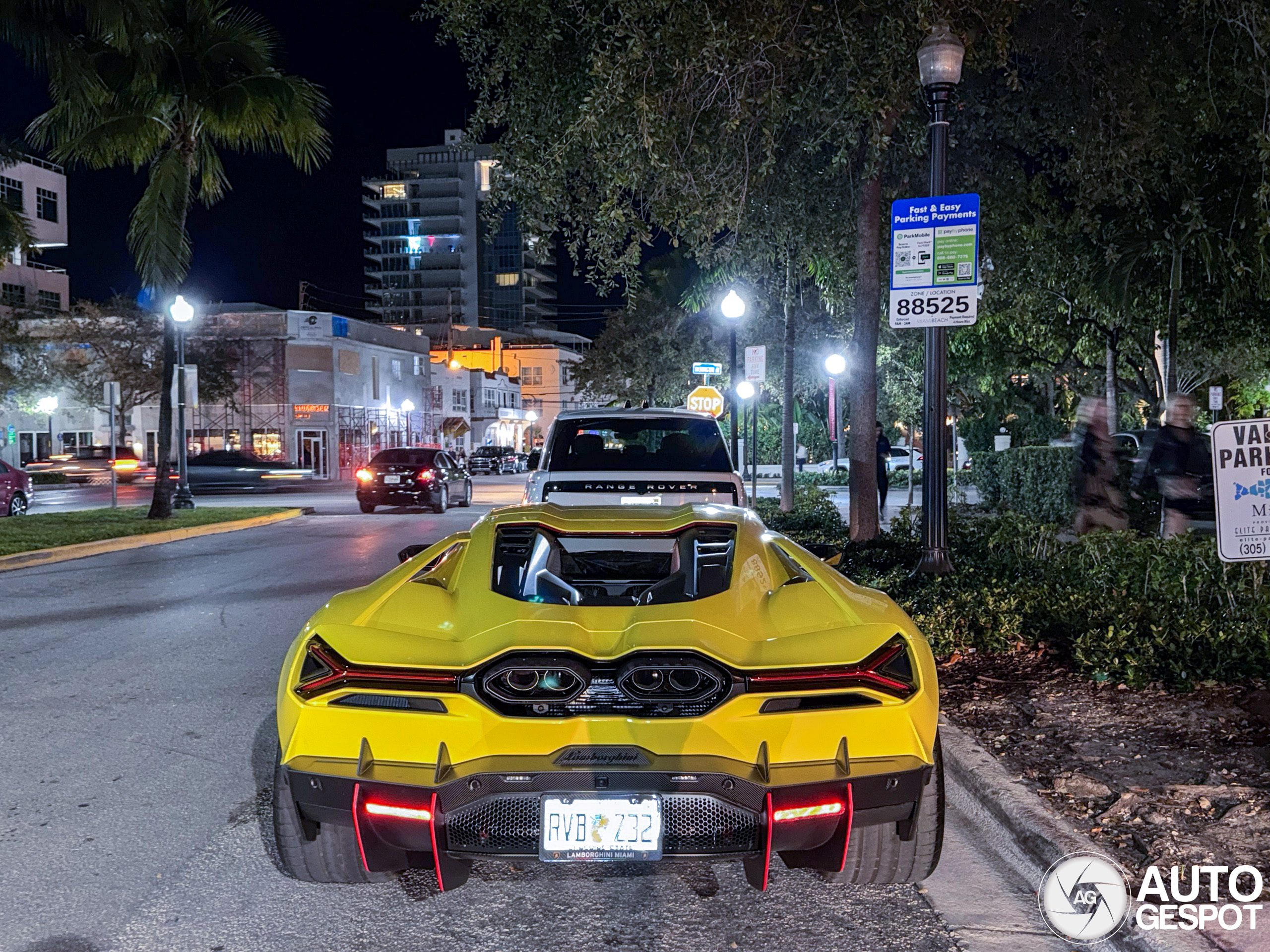 Lamborghini Revuelto - 11 December 2024 - Autogespot