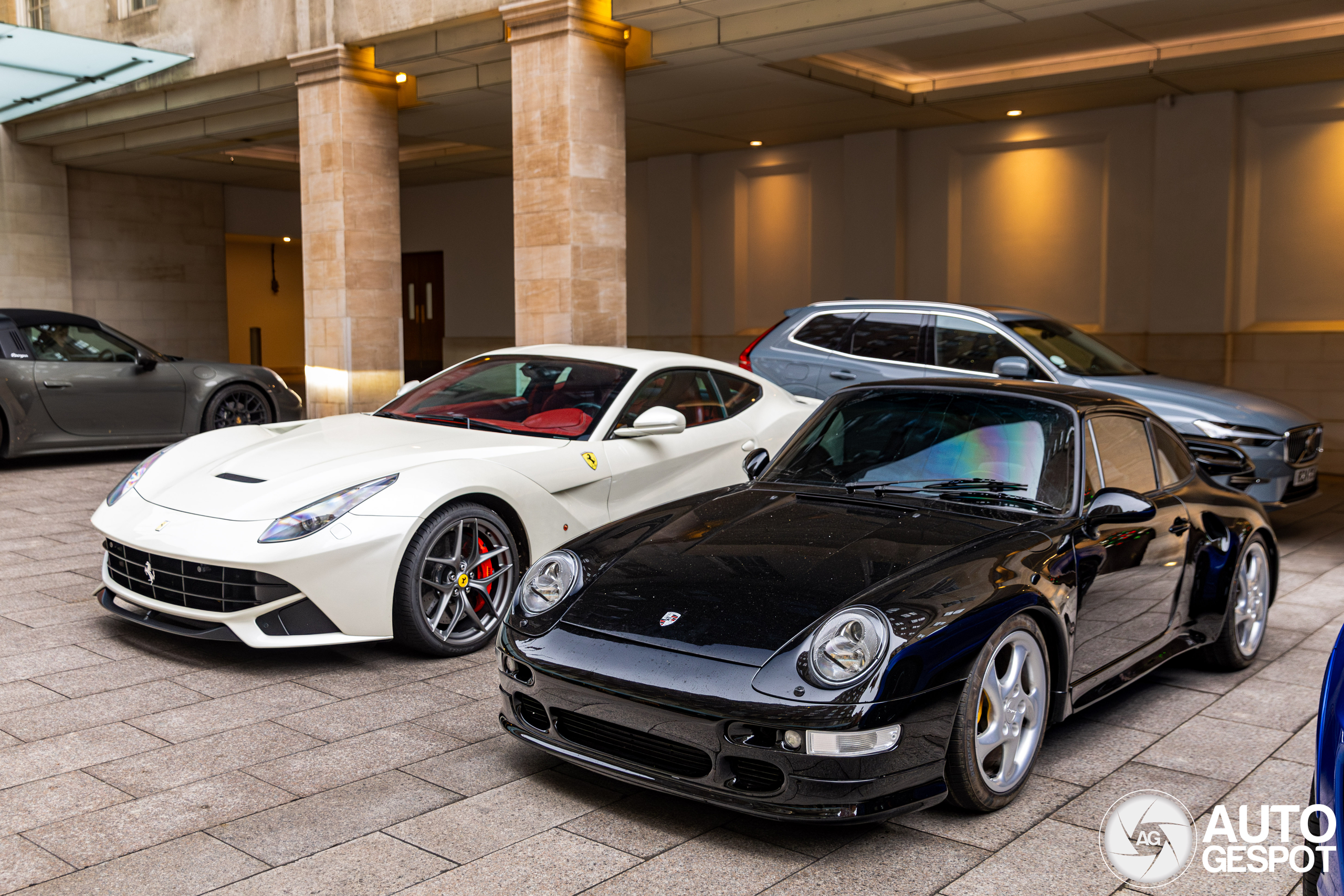 Spot of the day: Porsche 993 Turbo S