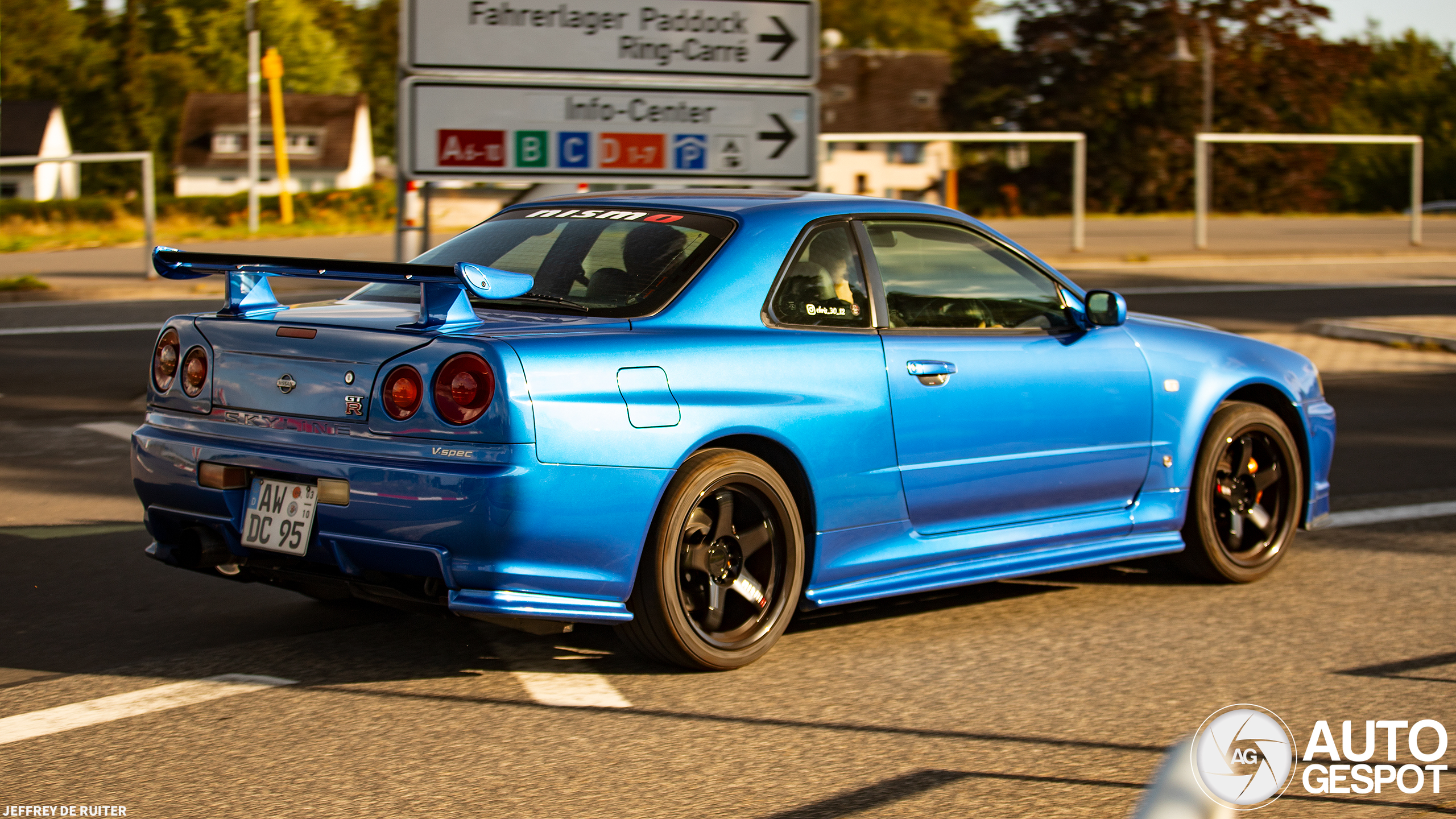 Nissan Skyline R34 GT-R V-Spec - 13 December 2024 - Autogespot
