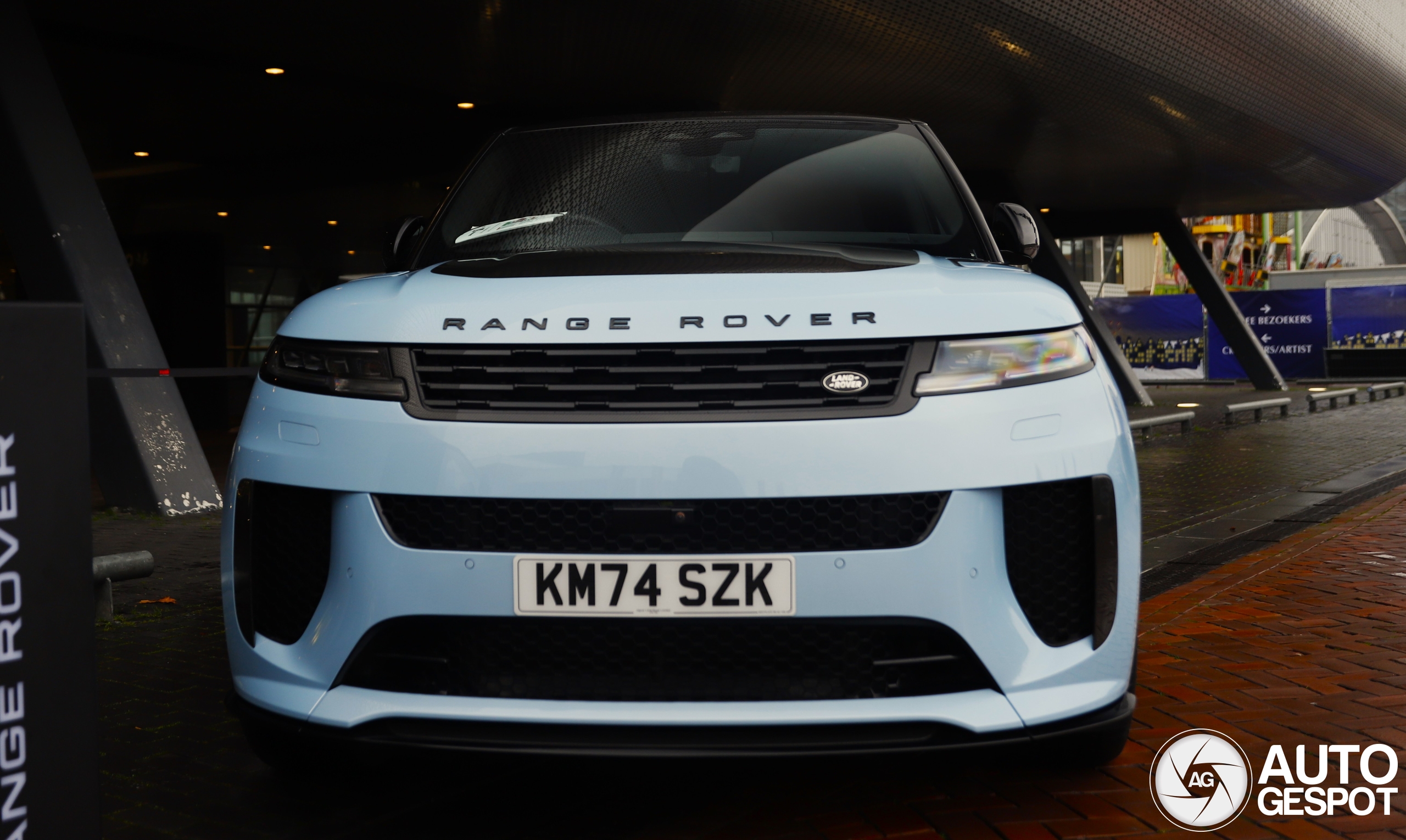 Range Rover Sport SV 2025 Celestial Collection - 14 December 2024 ...
