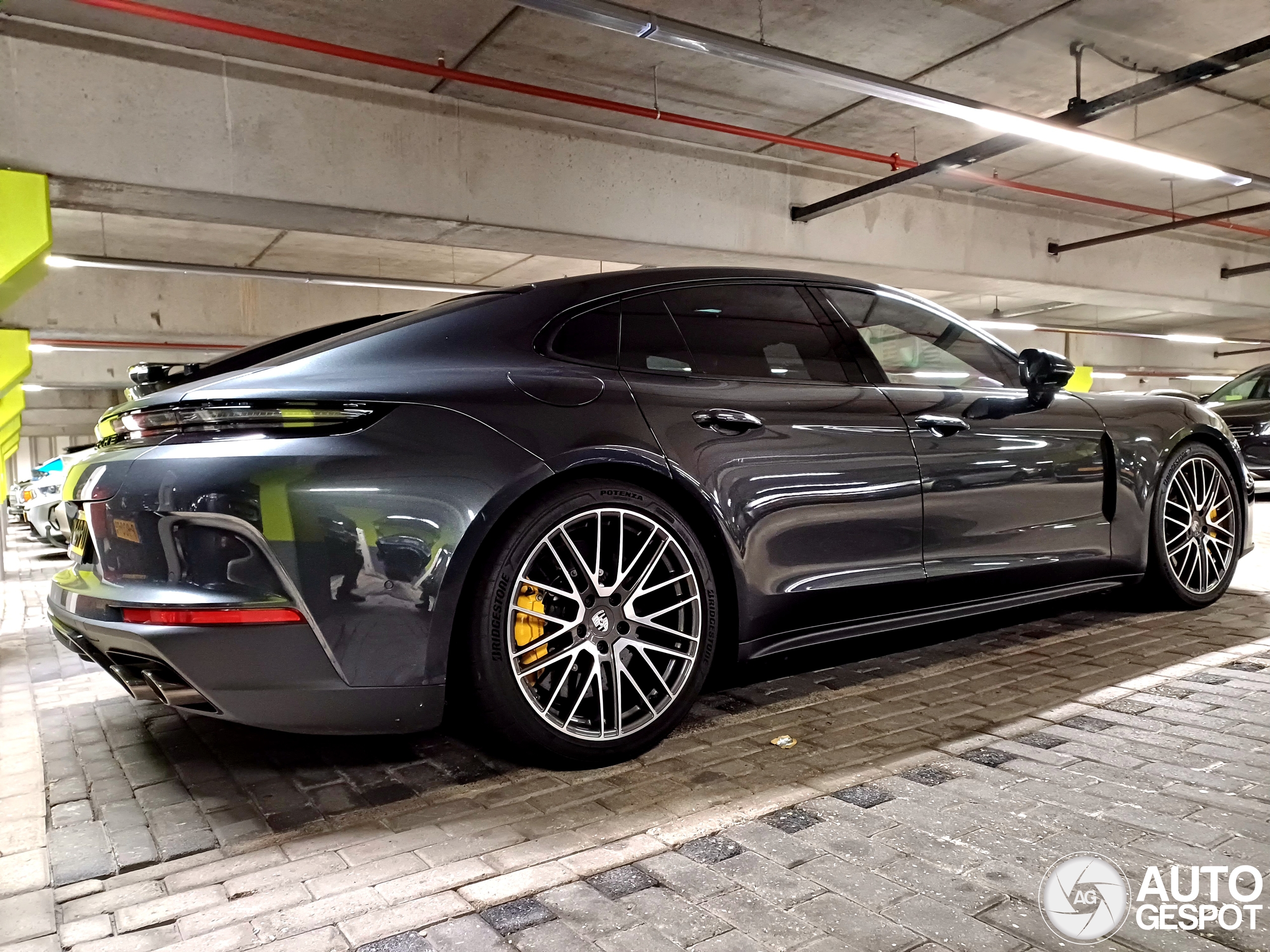 Porsche 972 Panamera Turbo E-Hybrid - 16 December 2024 - Autogespot