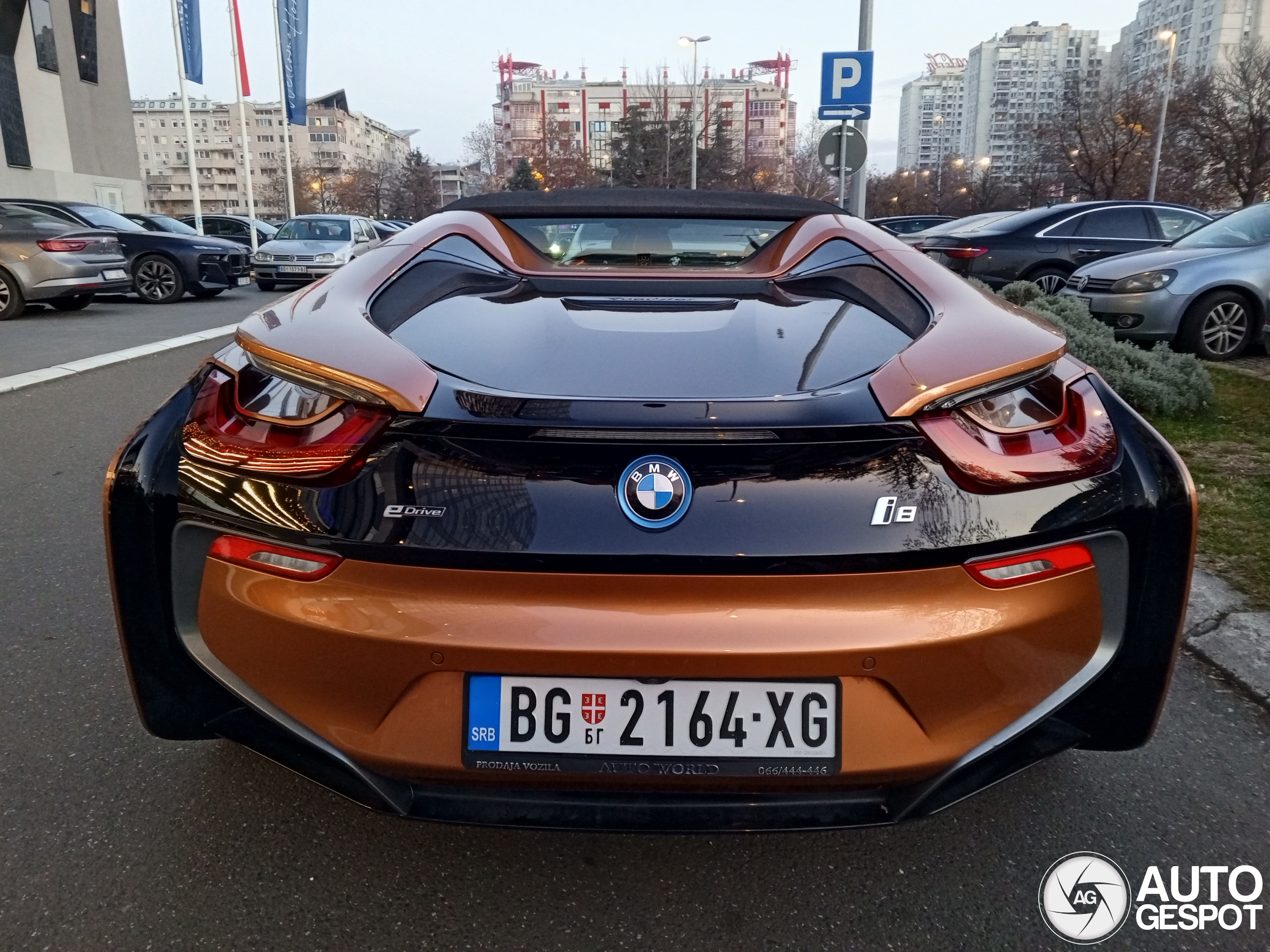 BMW i8 Roadster First Edition - 18 December 2024 - Autogespot