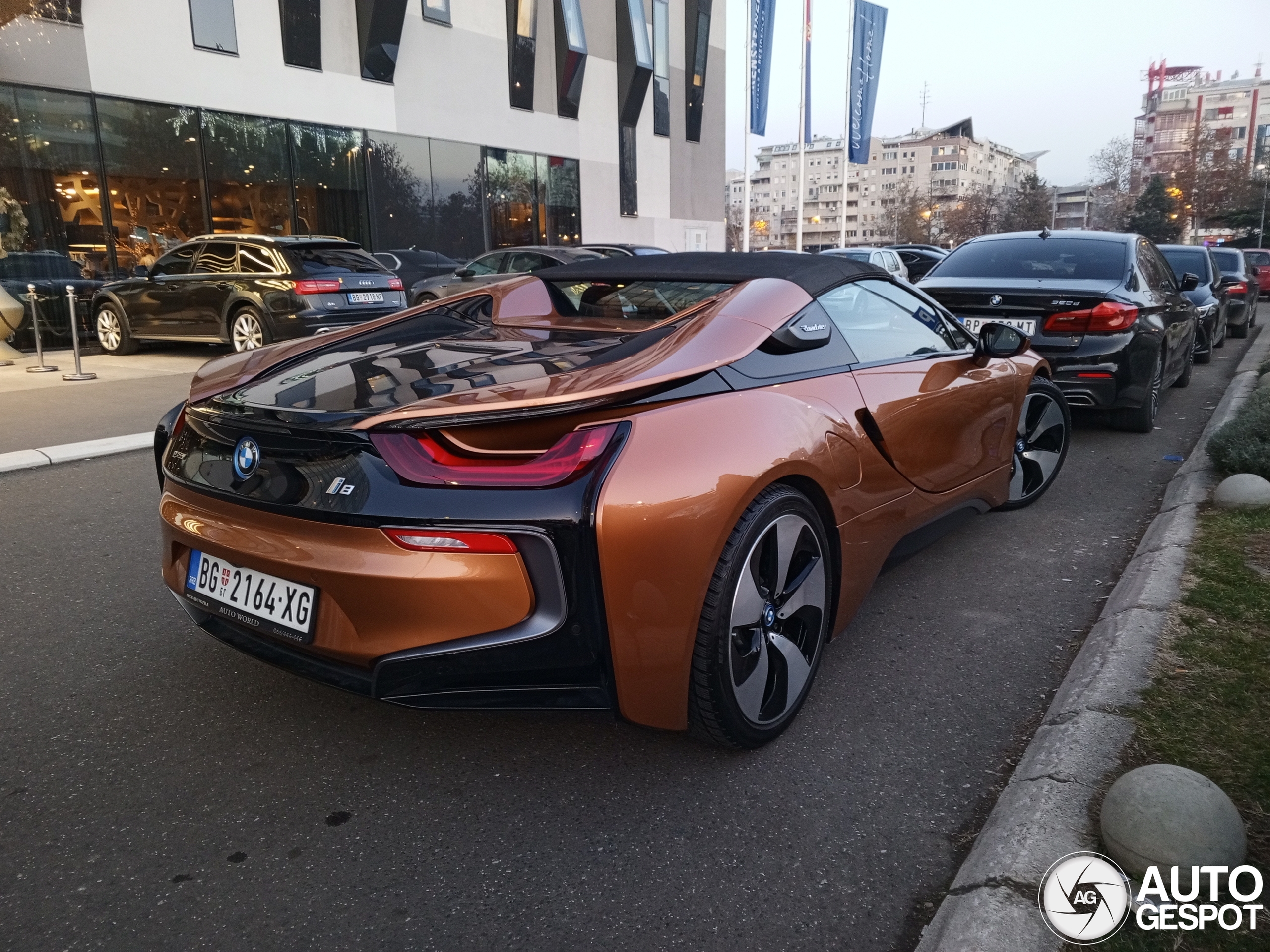 BMW i8 Roadster First Edition - 18 December 2024 - Autogespot