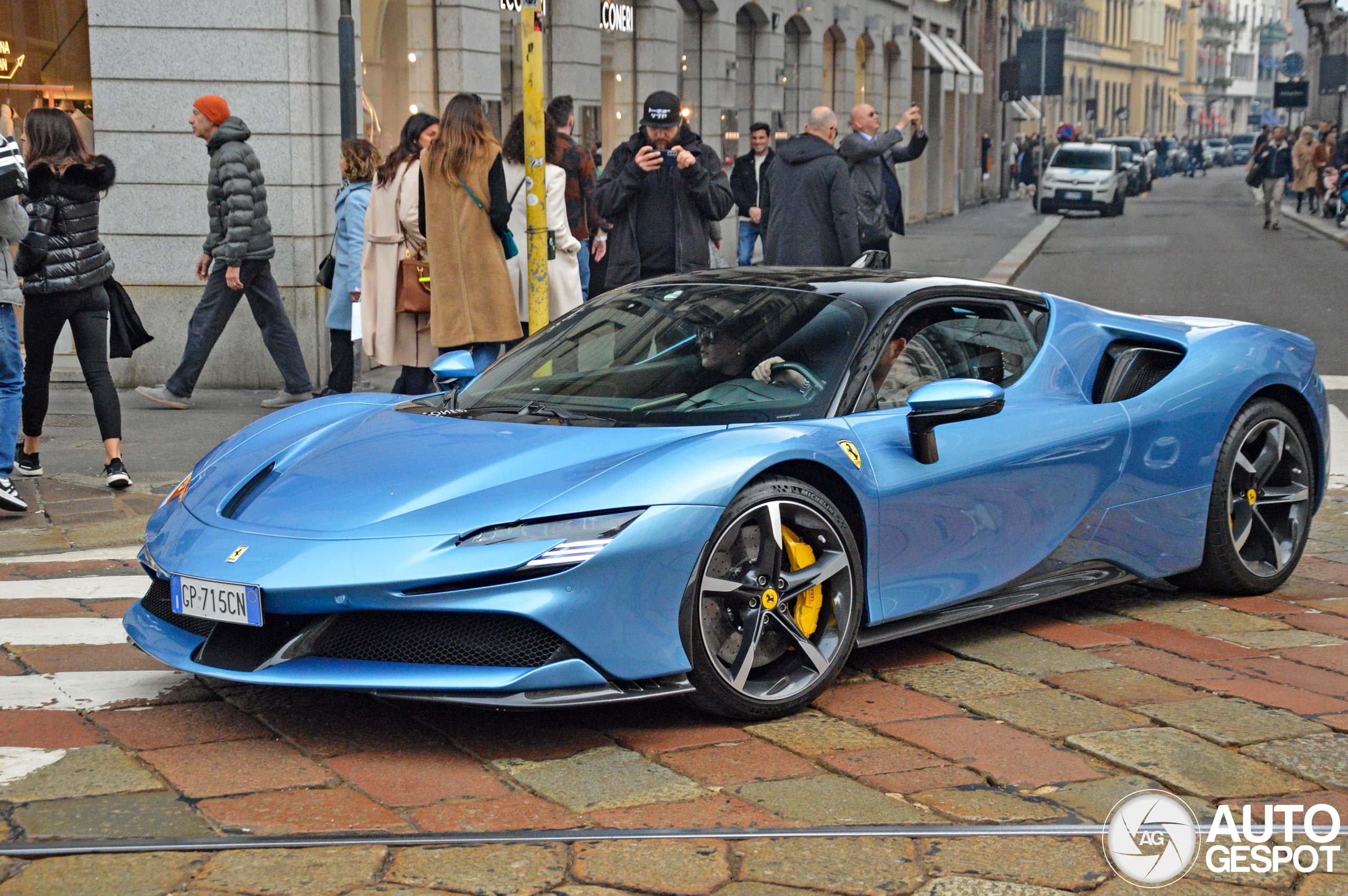 Ferrari SF90 Stradale - 20 December 2024 - Autogespot