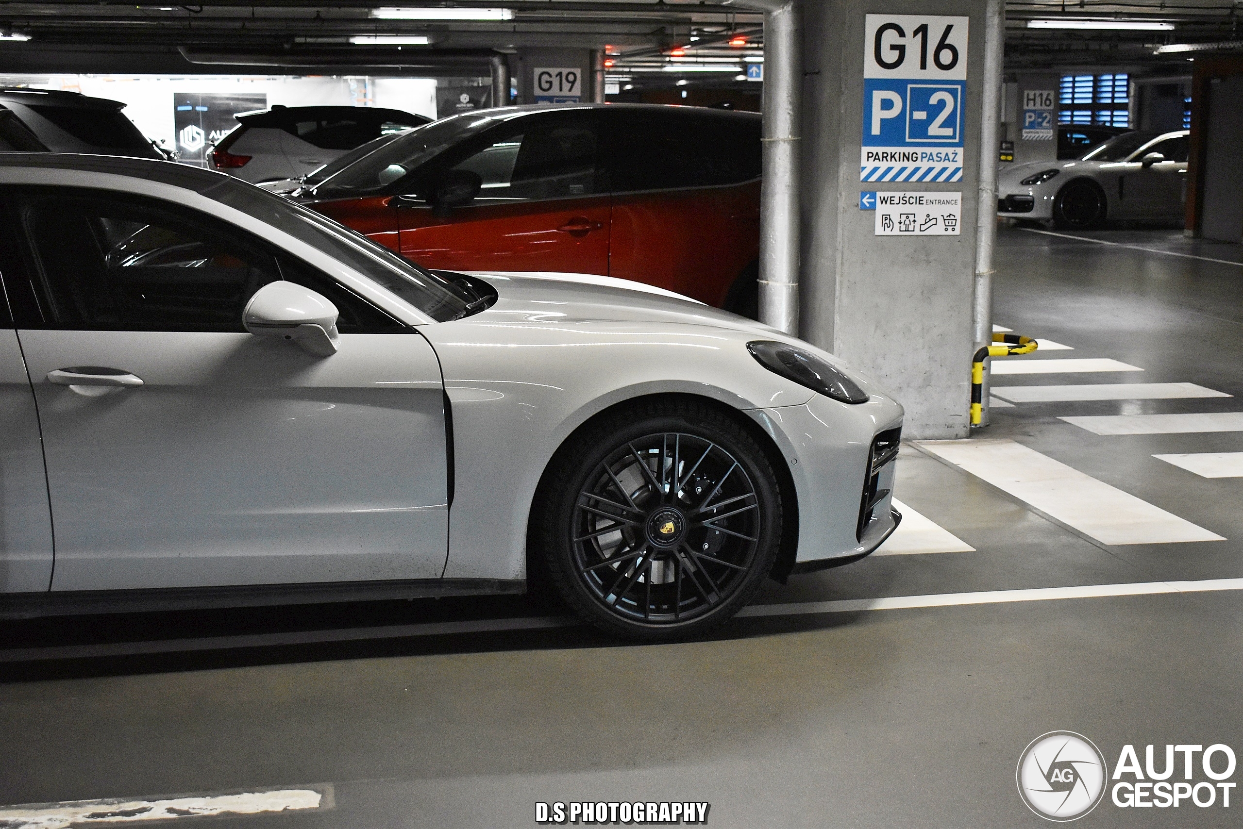 Porsche 972 Panamera GTS MkI - 21 December 2024 - Autogespot