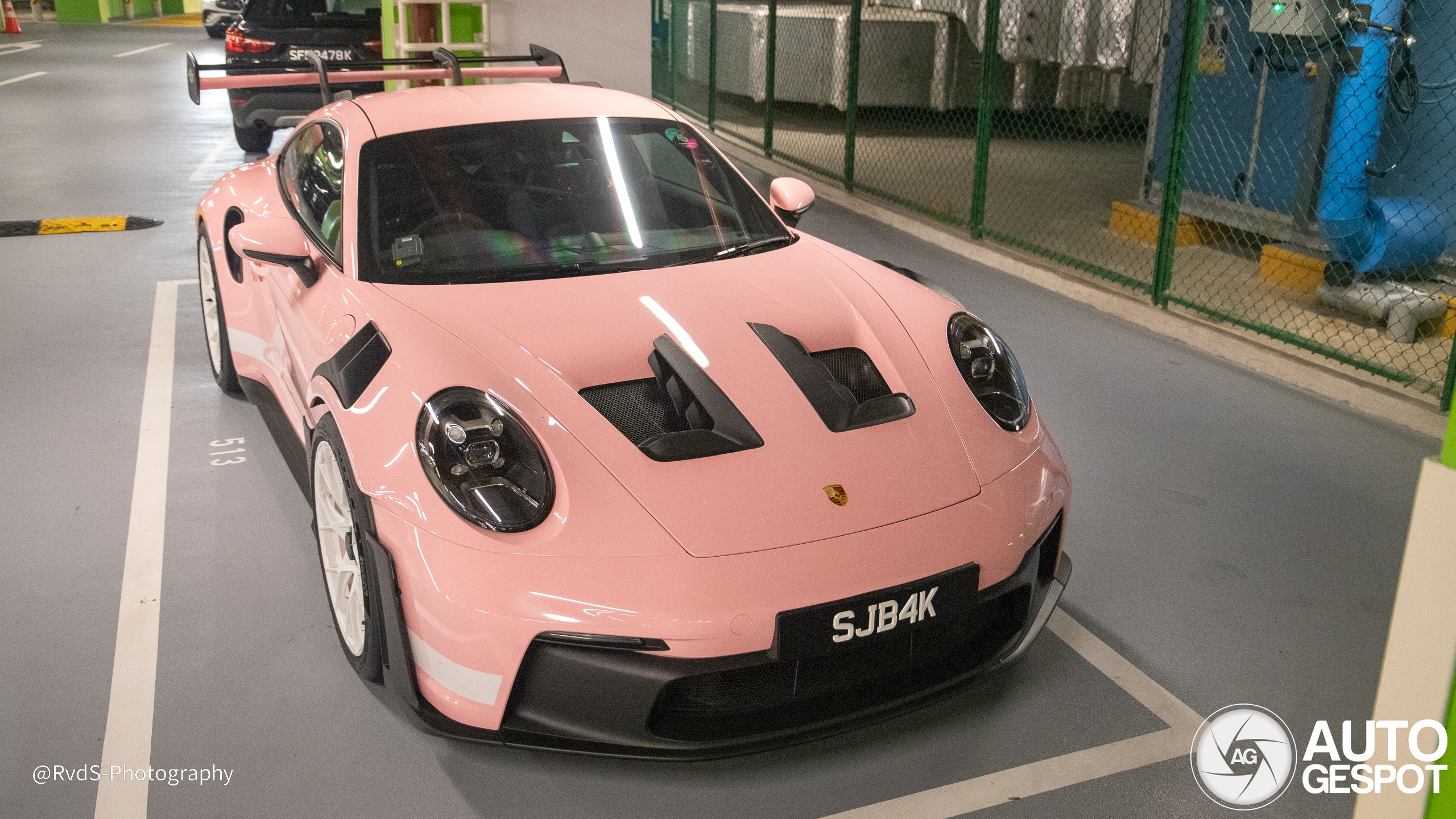 Porsche 992 GT3 RS MkI - 25 December 2024 - Autogespot