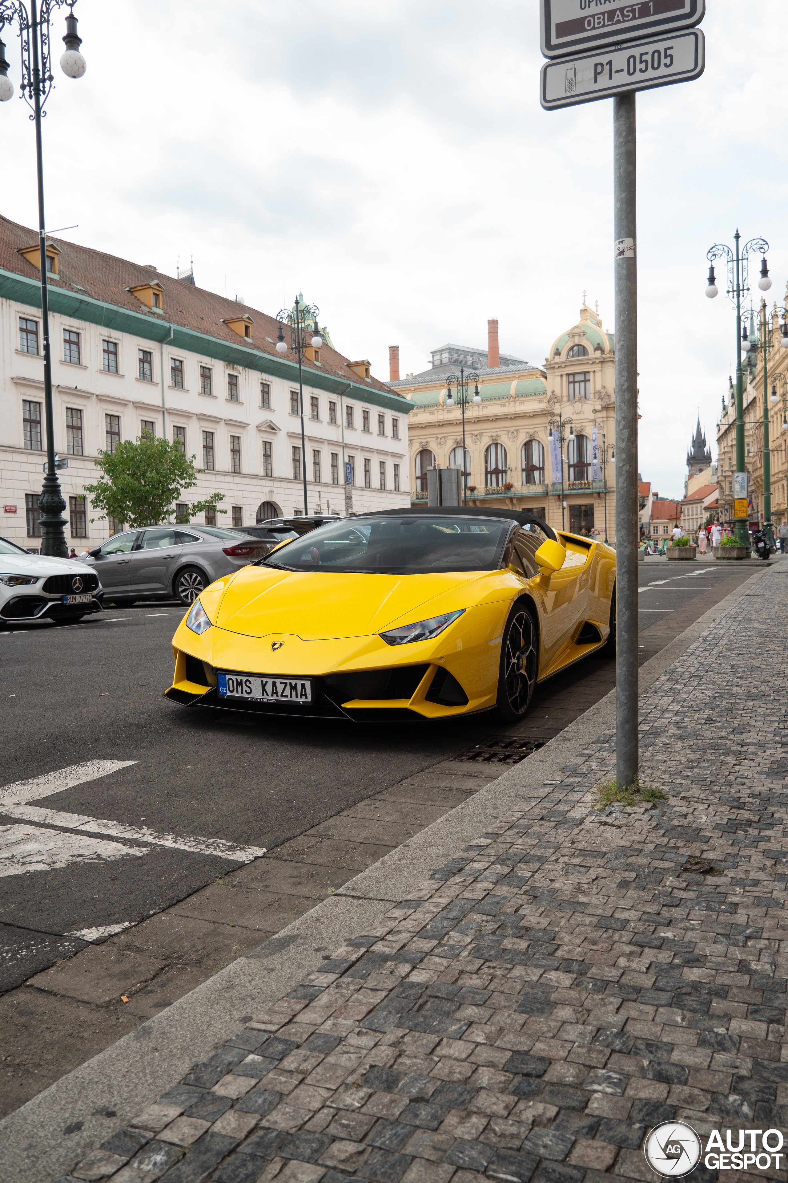 Lamborghini Huracán LP640-4 EVO Spyder - 27 December 2024 - Autogespot