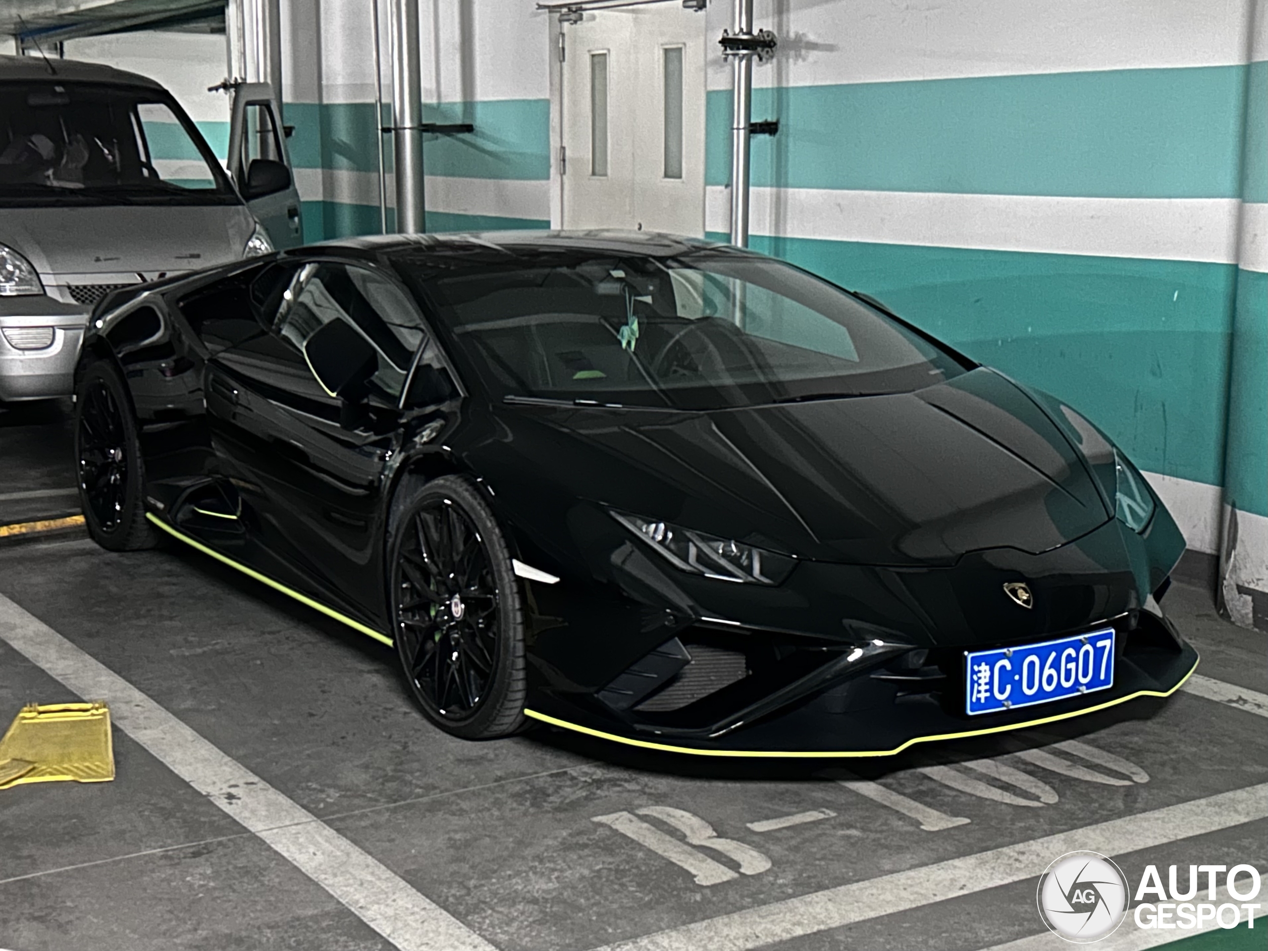 Lamborghini Huracán LP610-2 EVO RWD - 06 February 2025 - Autogespot