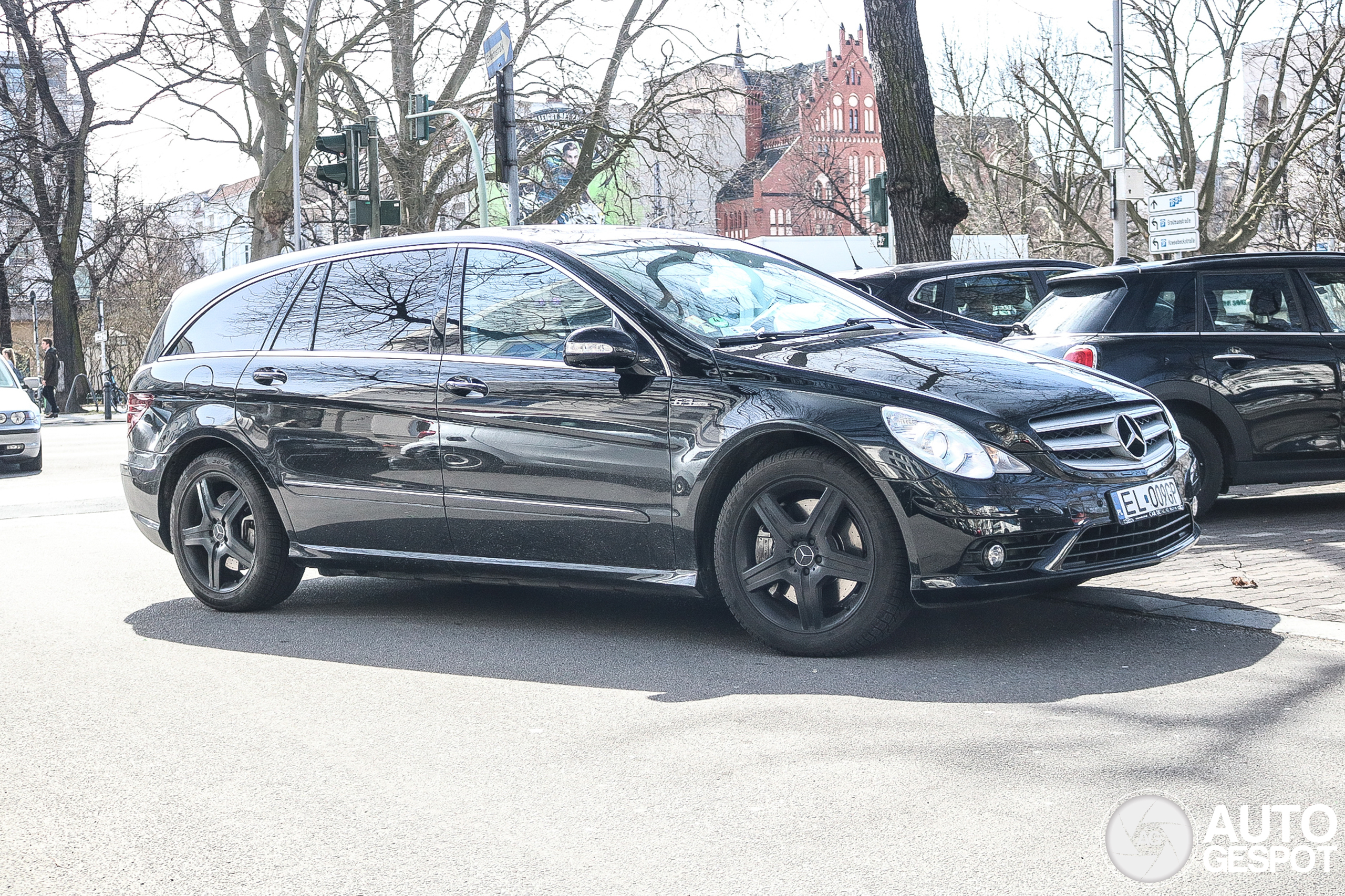 Mercedes-Benz R 63 AMG - 07 February 2025 - Autogespot