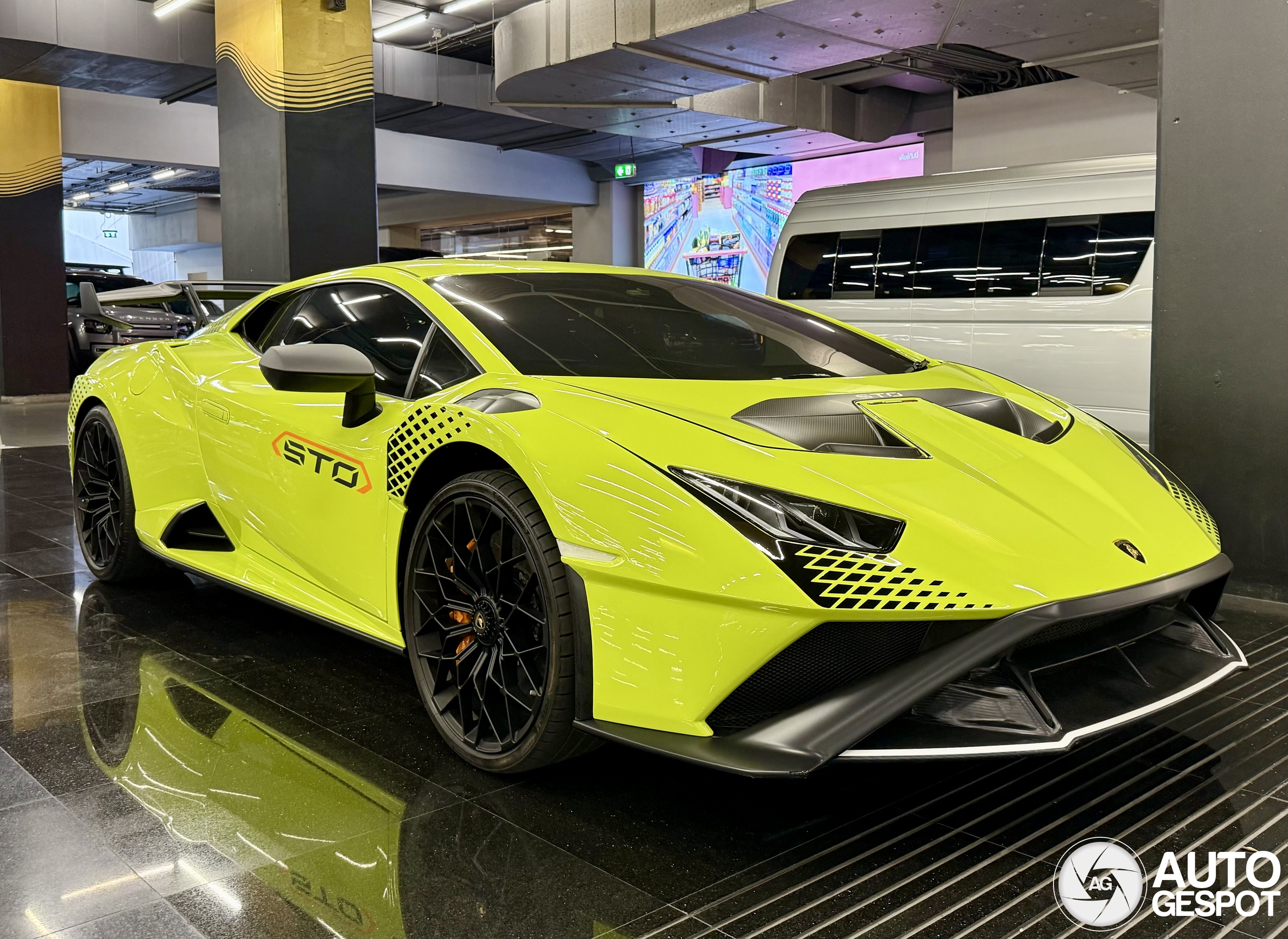 Lamborghini Huracán LP640-2 STO - 15 February 2025 - Autogespot