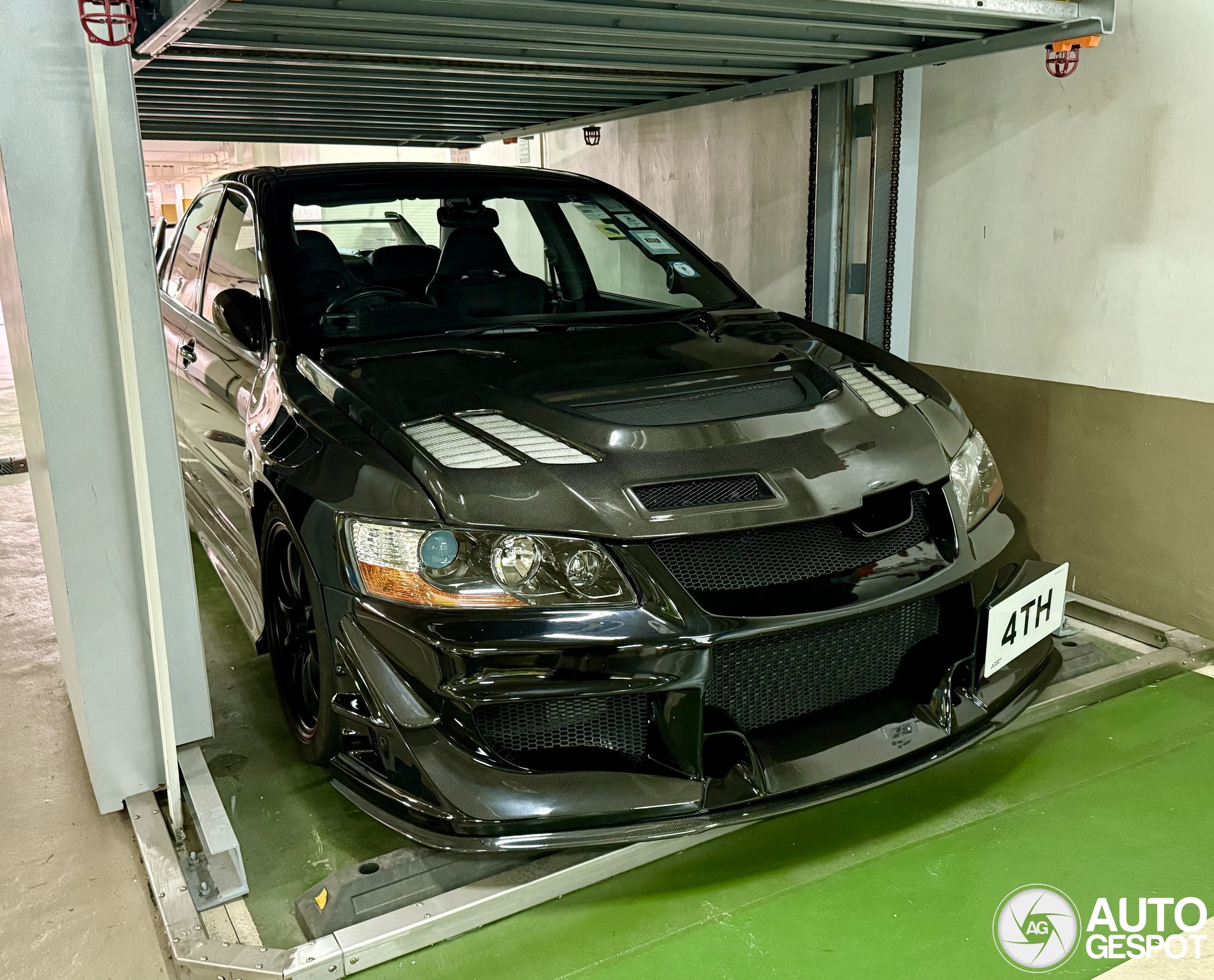 Mitsubishi Lancer Evolution IX Jackie Chan Special Edition - 27 ...
