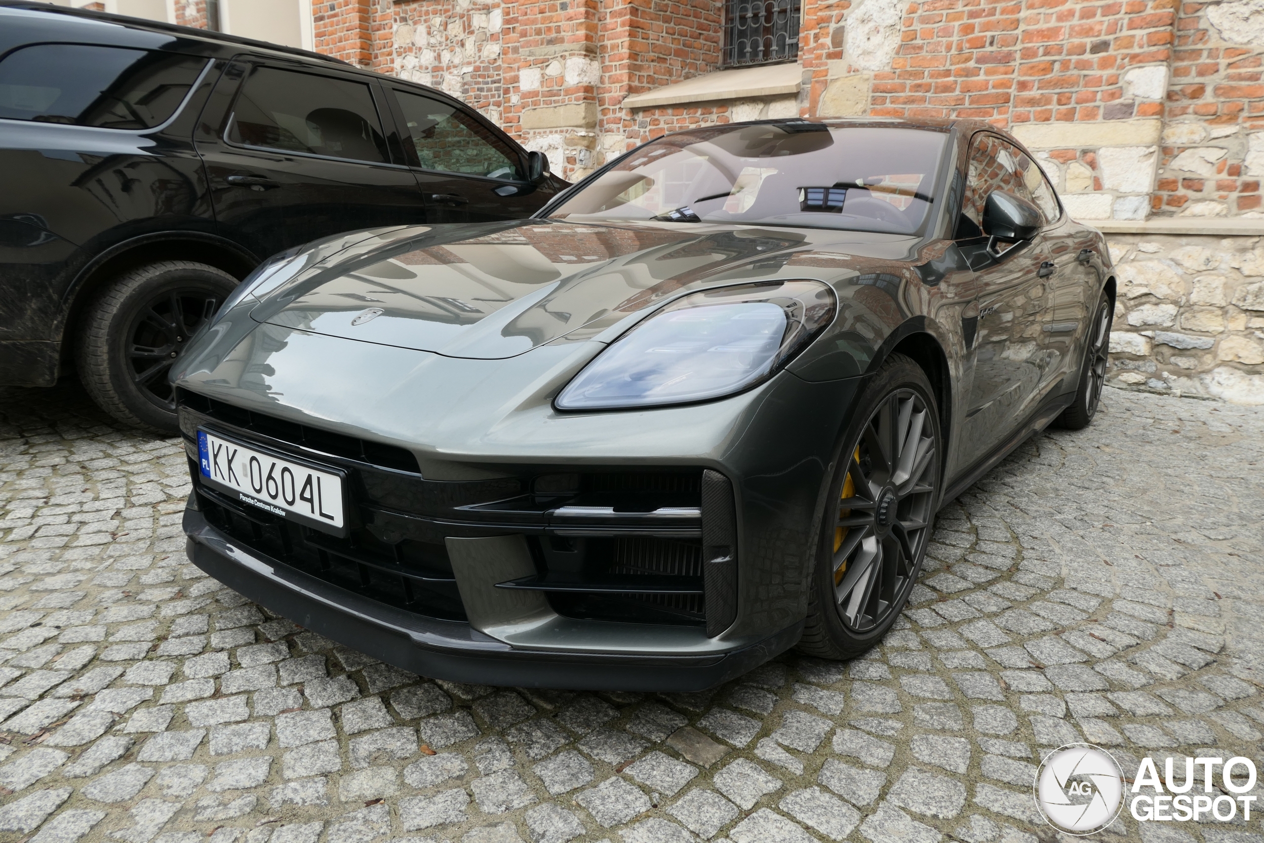 Porsche 972 Panamera Turbo S E-Hybrid - 02 March 2025 - Autogespot