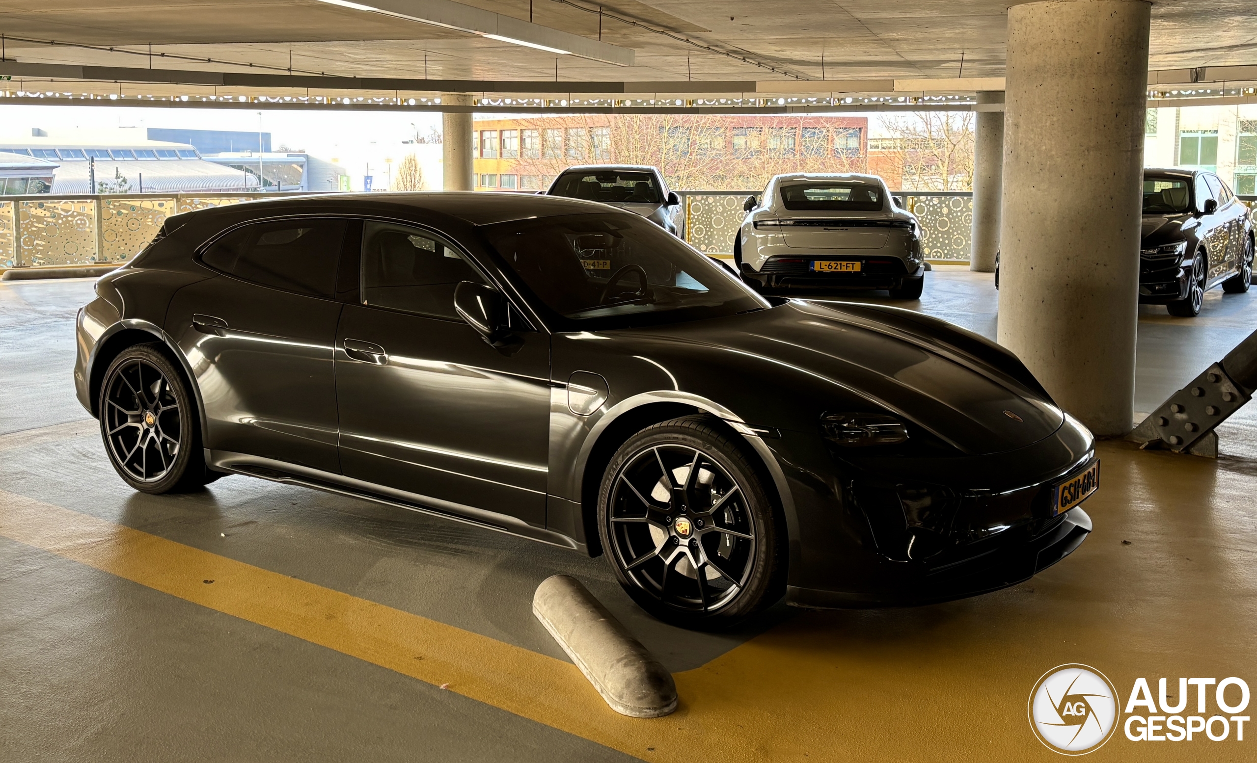 Porsche Taycan GTS Sport Turismo - 24 March 2025 - Autogespot