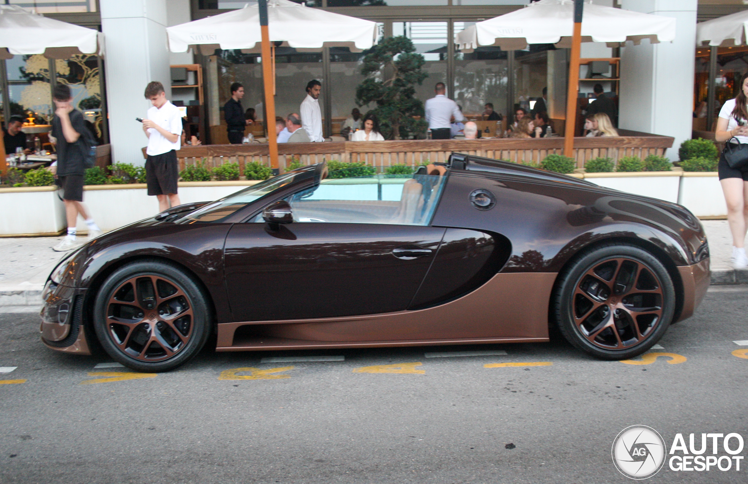 Bugatti Veyron 16.4 Grand Sport Vitesse Rembrandt Bugatti - 25 March ...
