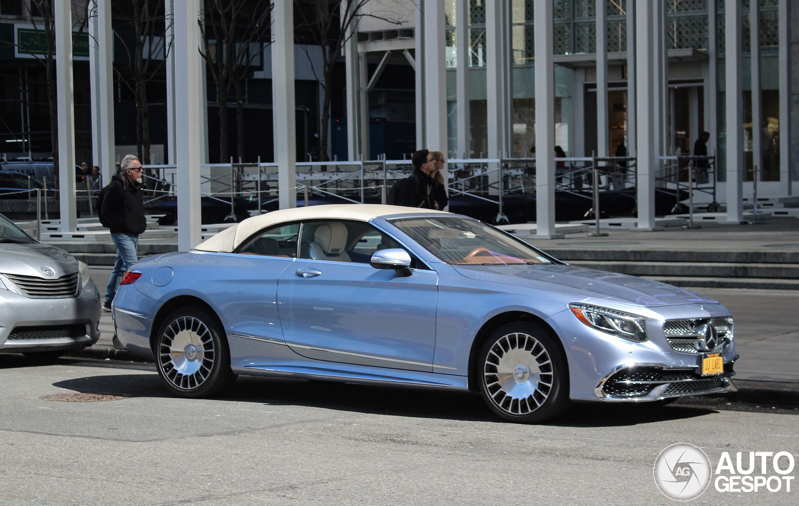 Mercedes-Maybach S 650 A217 - 30 March 2025 - Autogespot