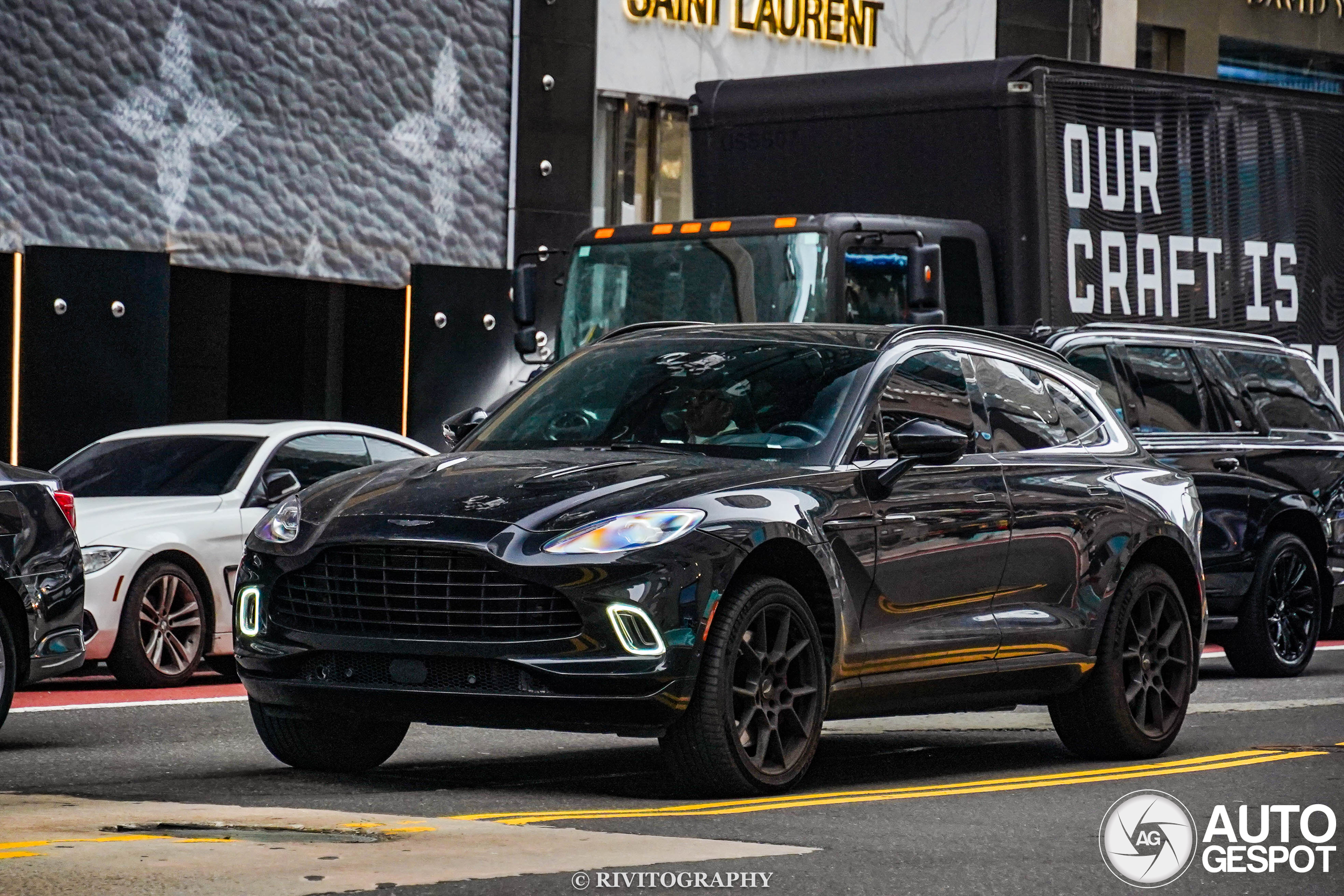 Aston Martin DBX - 31 March 2025 - Autogespot