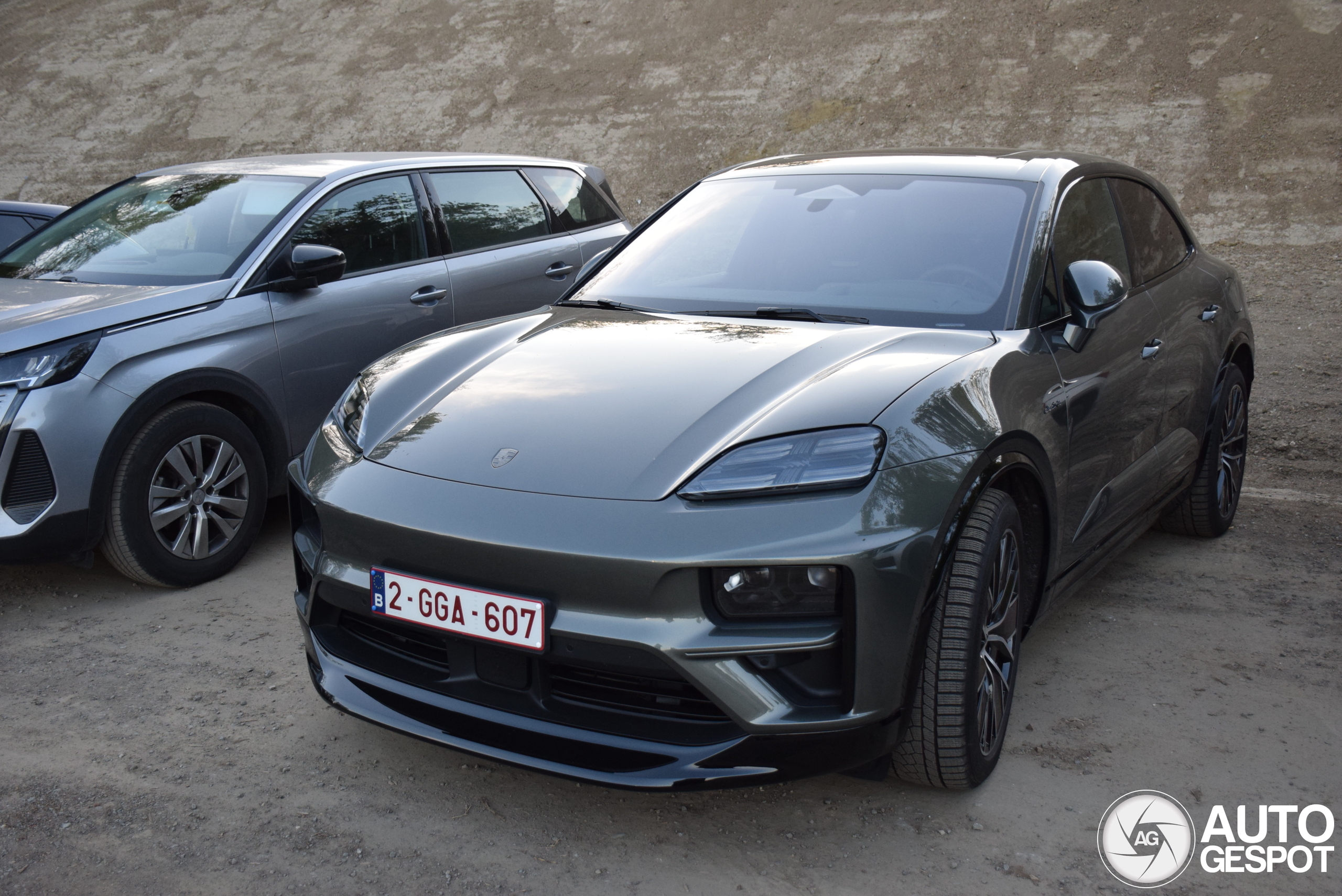 Porsche Macan EV Turbo - 18 April 2025 - Autogespot