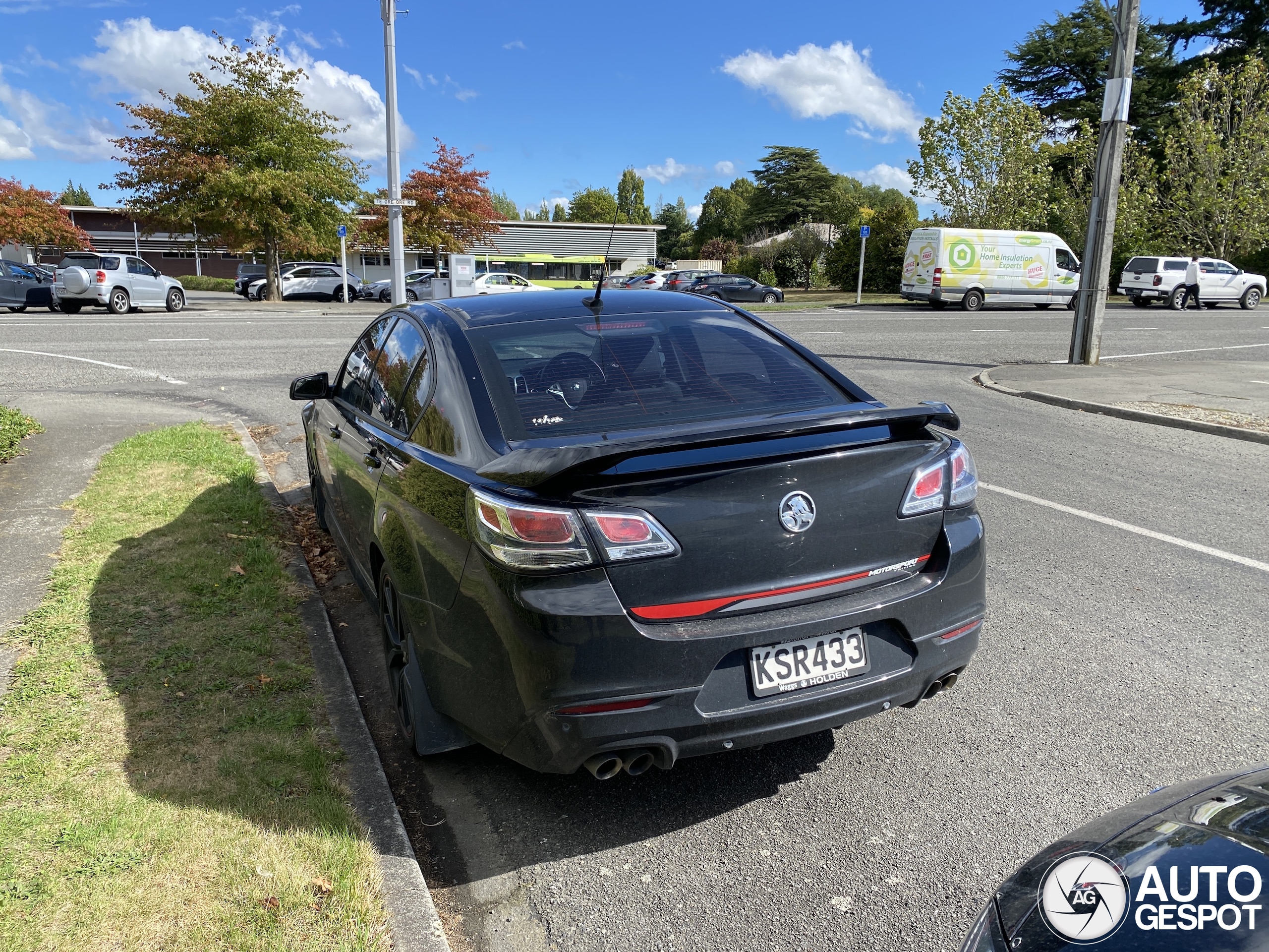 Holden VF Series II Commodore SS V Redline Motorsport Edition - 20 ...