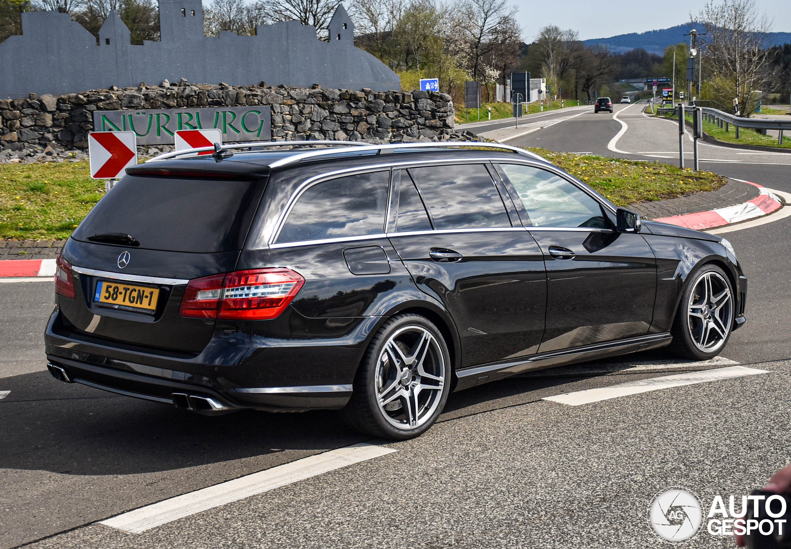 Mercedes-Benz E 63 AMG S212 - 20 April 2025 - Autogespot